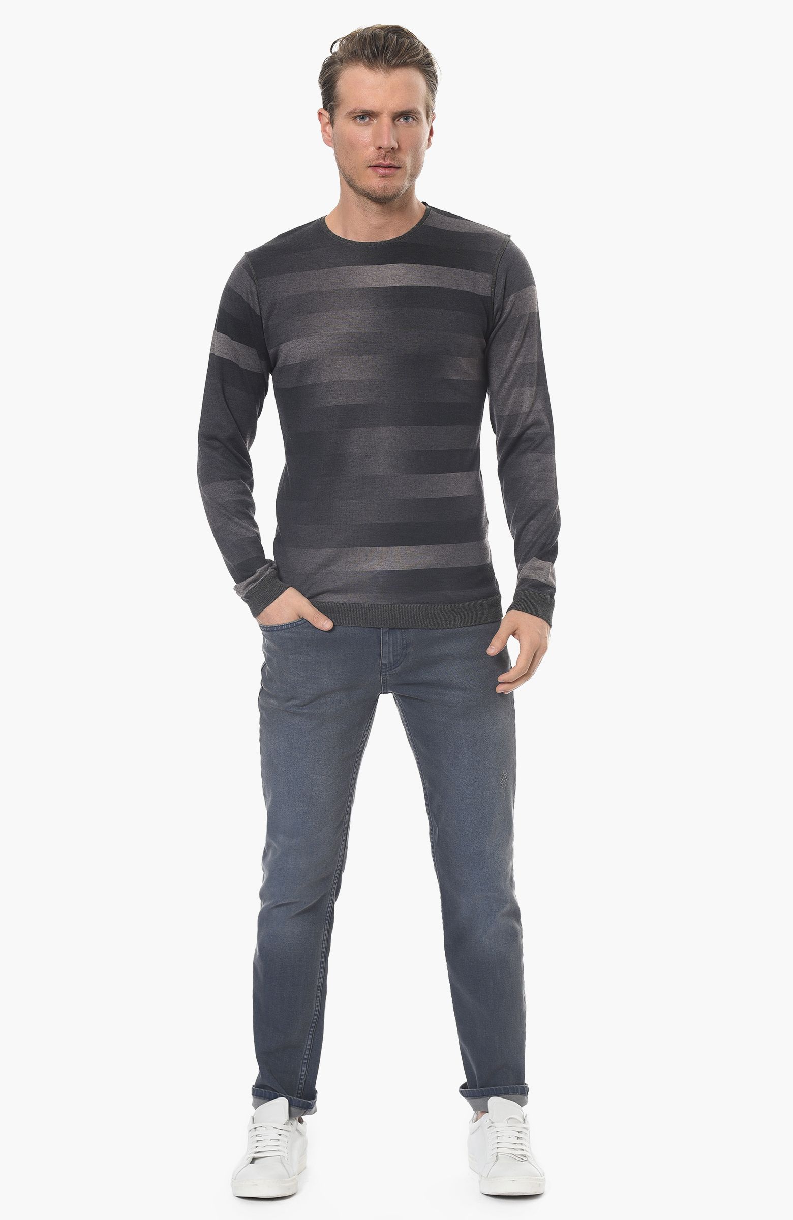 Baskılı Desen Antrasit Kazak Baskılı Desen Antrasit Kazak