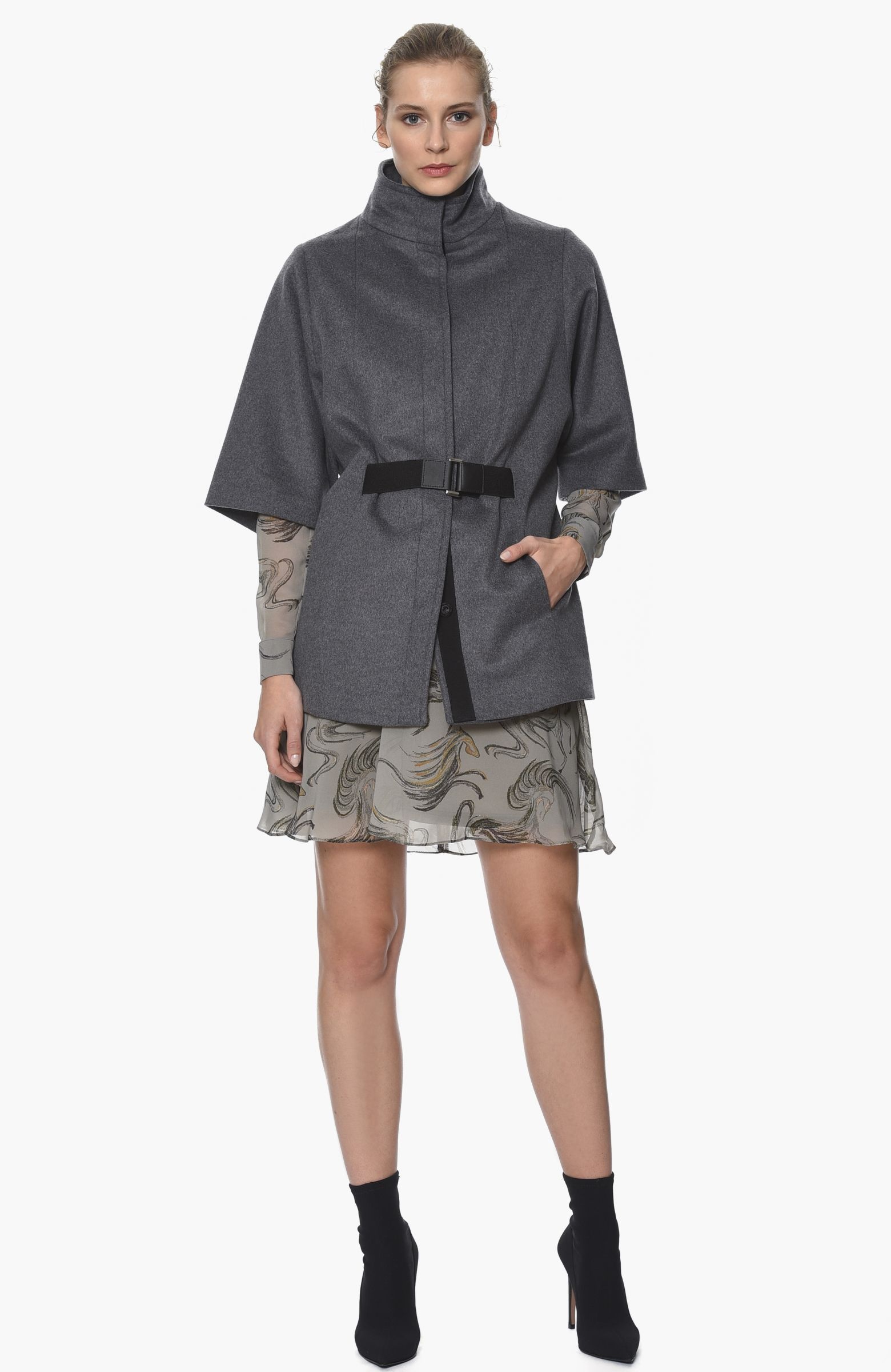 Dik Yaka Gri Melanj Kaban