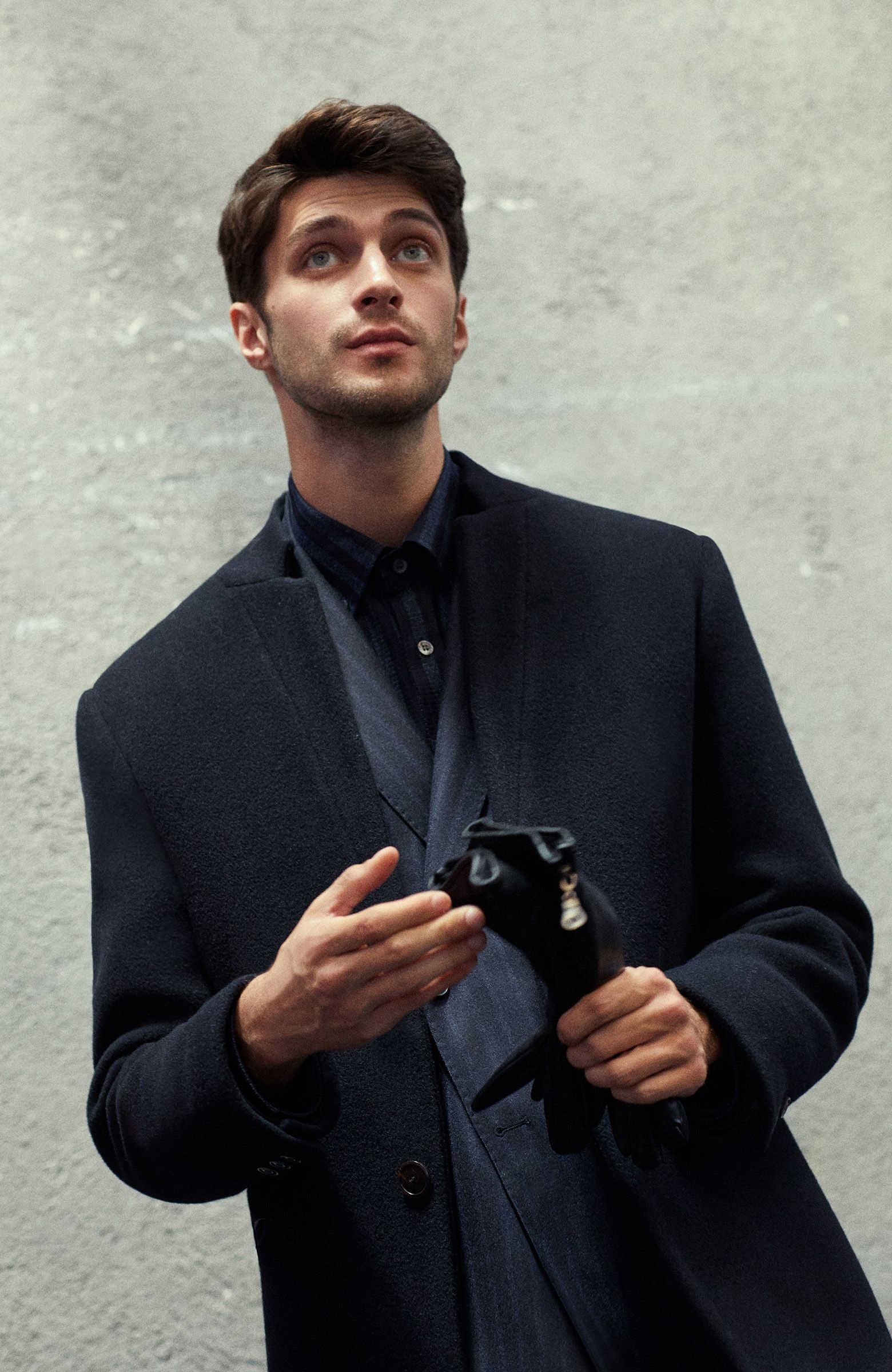 Dik Yaka Siyah Palto