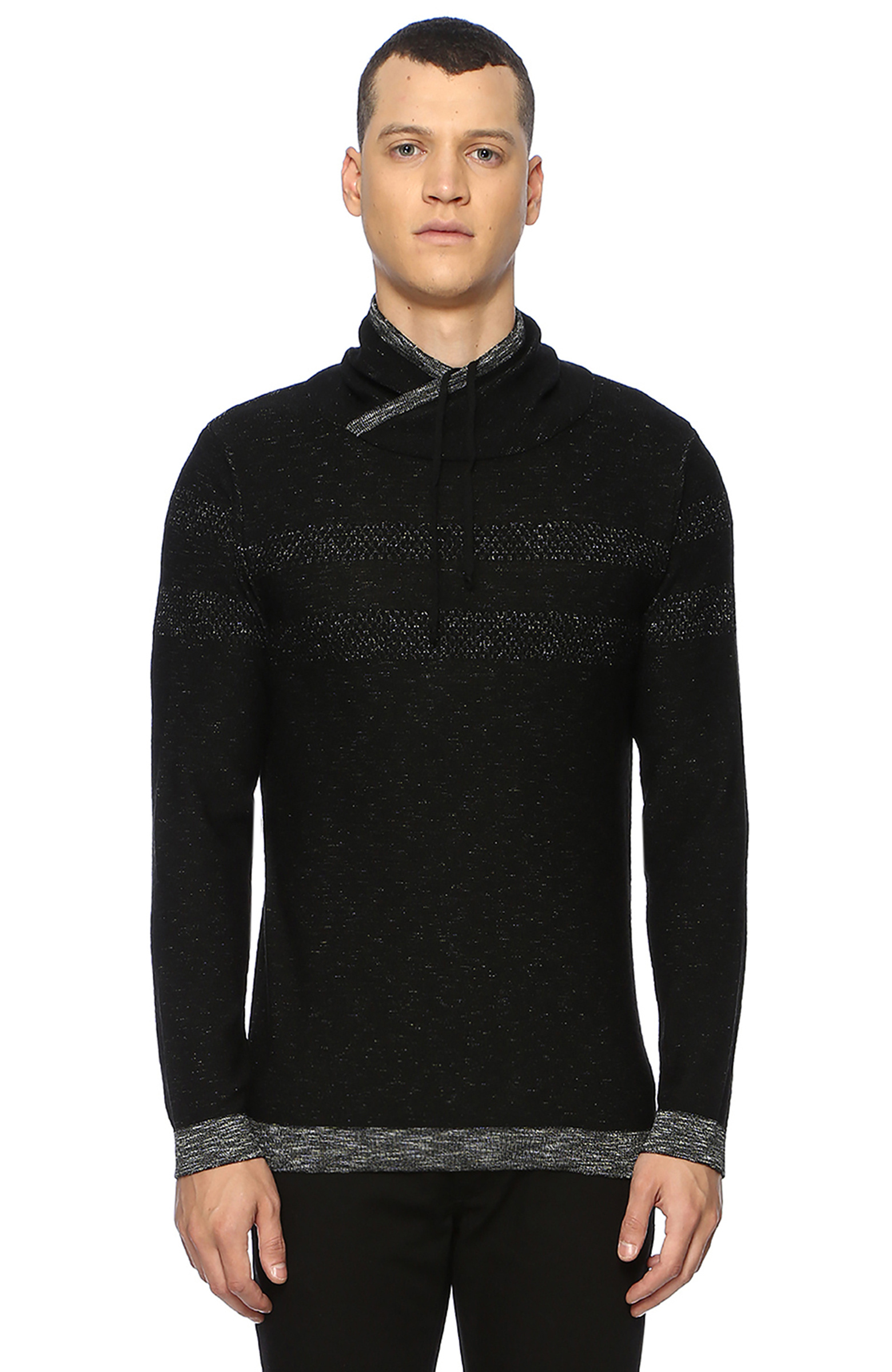 Balıkçı Yaka Siyah Triko