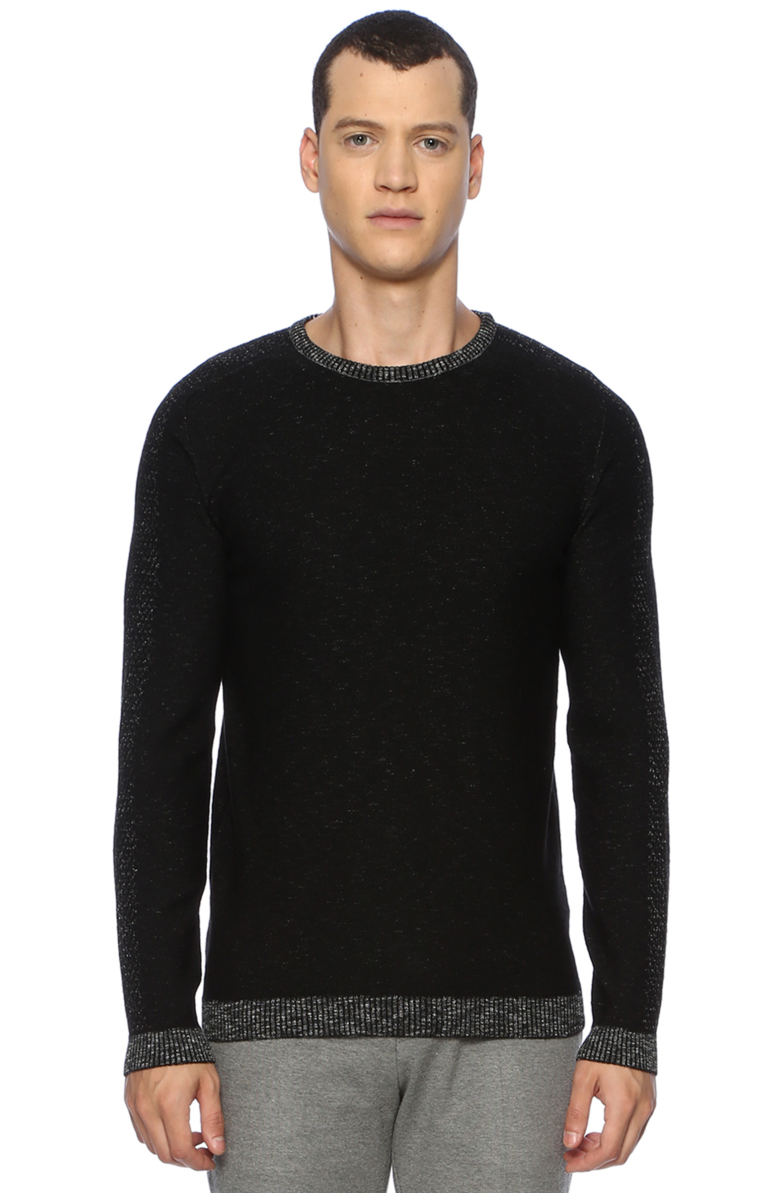 Bisiklet Yaka Siyah Triko