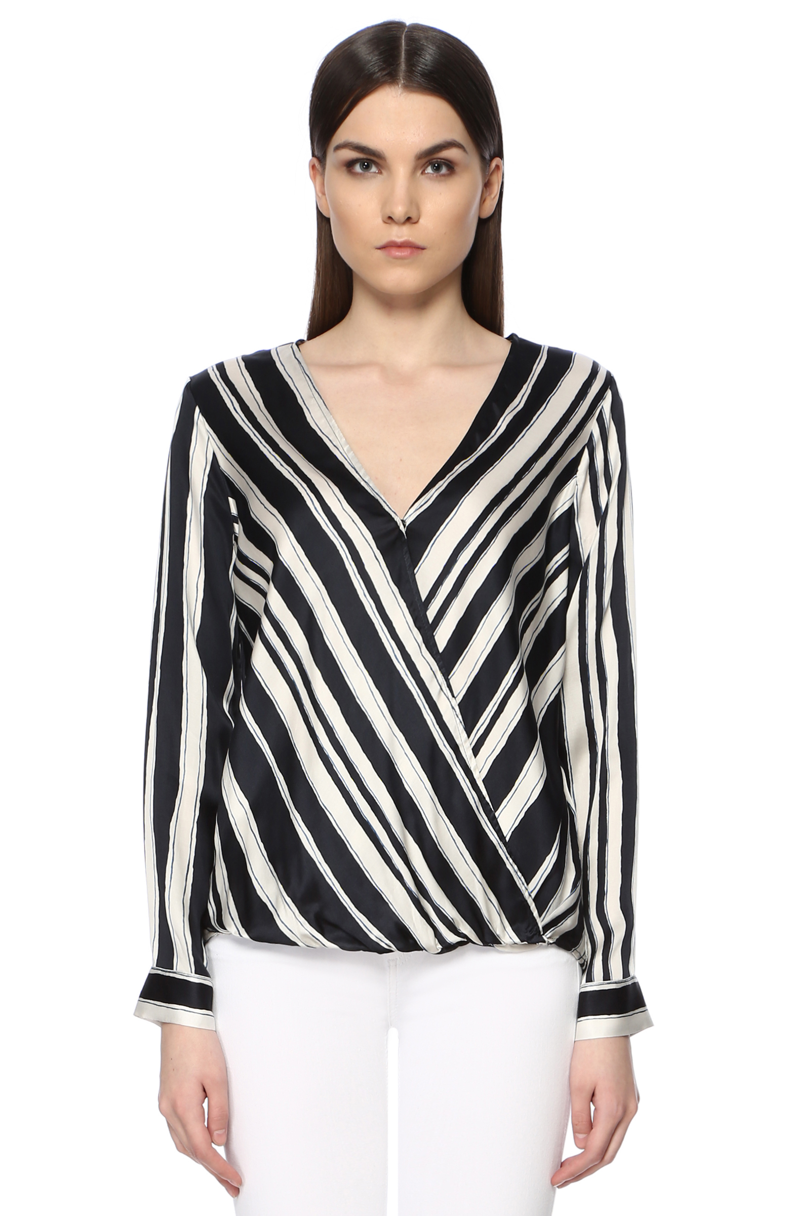 Çizgili Lacivert-Beyaz Bluz