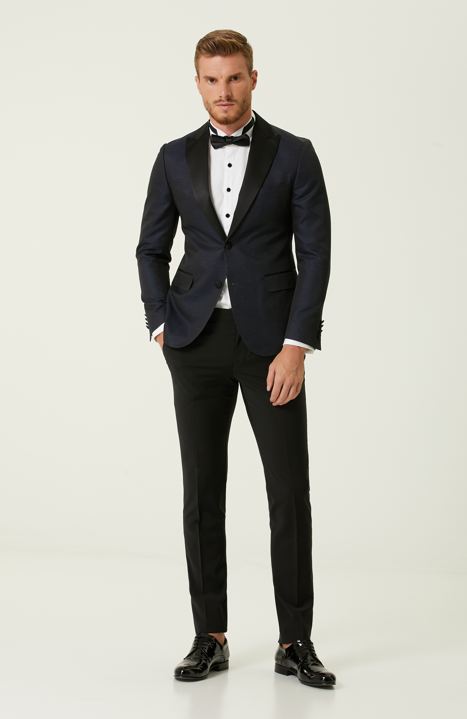 Drop 6 Slim Fit Siyah Şal Yaka Jakarlı Smokin Drop 6 Slim Fit Siyah Şal Yaka Jakarlı Smokin