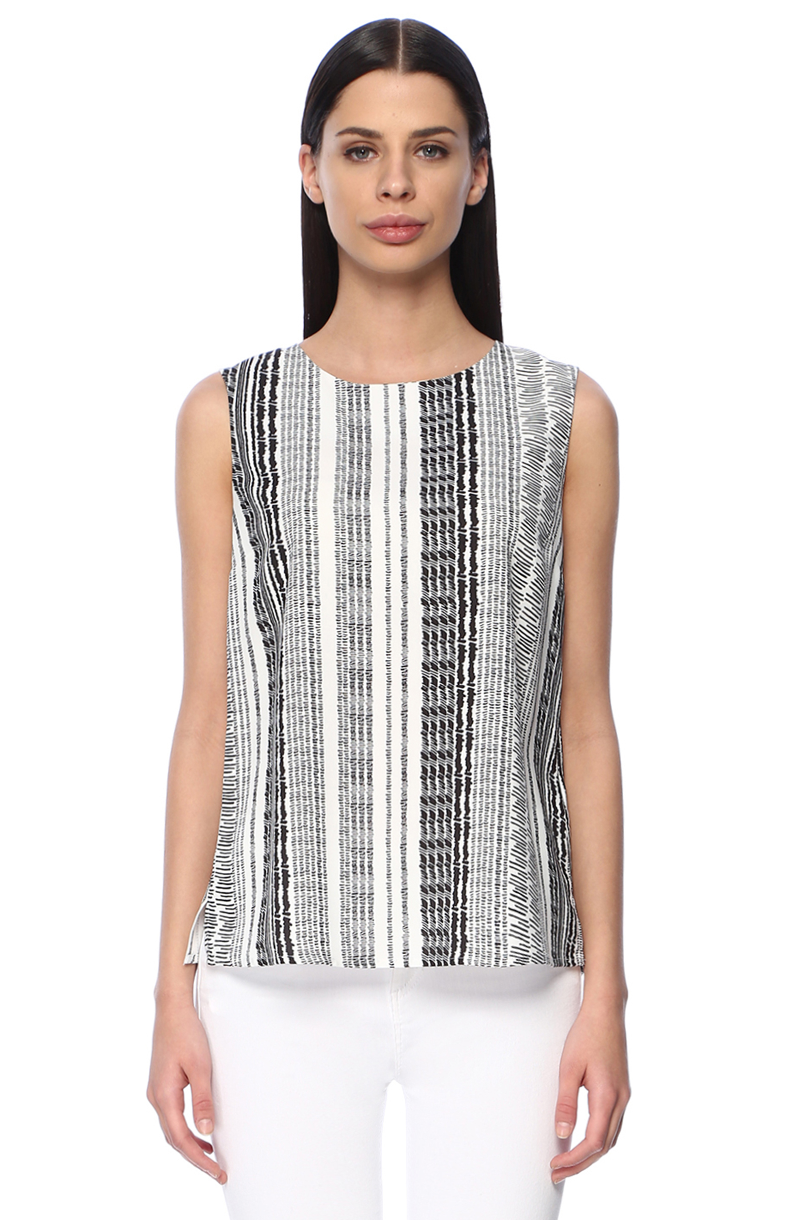 Bisiklet Yaka Siyah Beyaz Bluz Bisiklet Yaka Siyah Beyaz Bluz