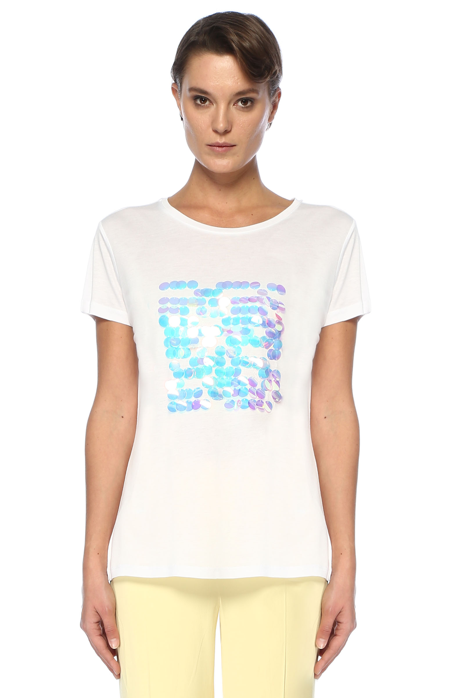 Bisiklet Yaka Beyaz Tshirt