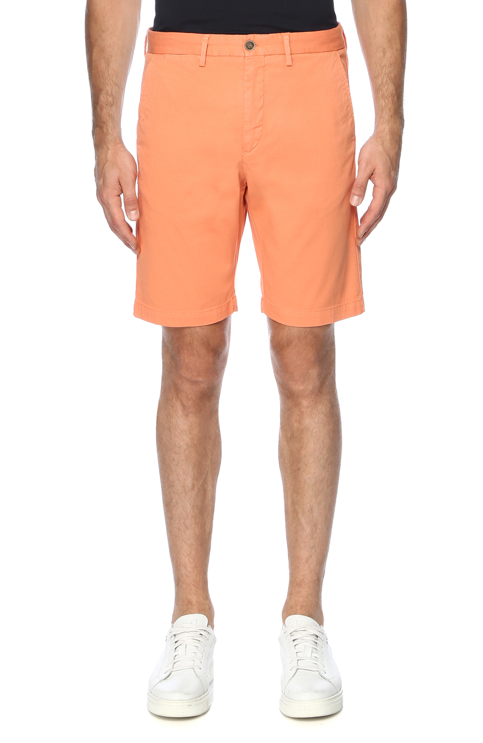 Diyagonal Desen Turuncu Şort Diyagonal Desen Turuncu Şort