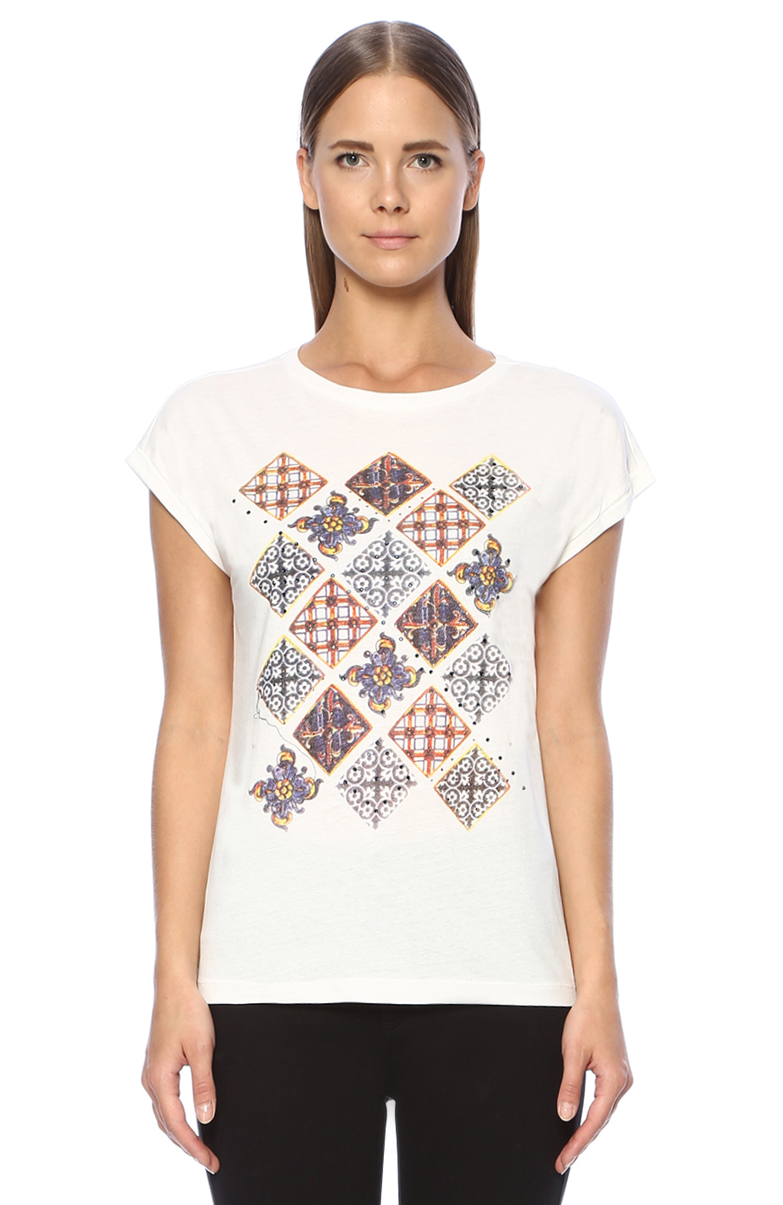 Bisiklet Yaka Kırıkbeyaz Tshirt