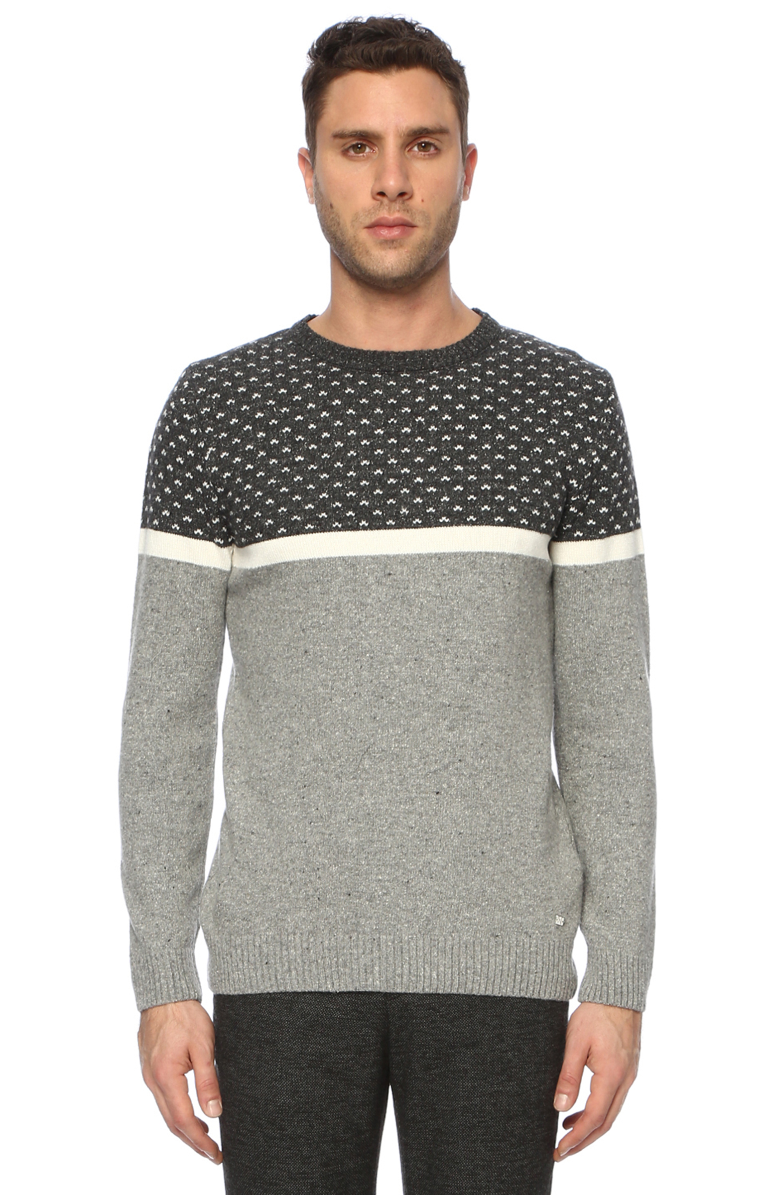 Bisiklet Yaka Açık Gri Triko Bisiklet Yaka Açık Gri Triko