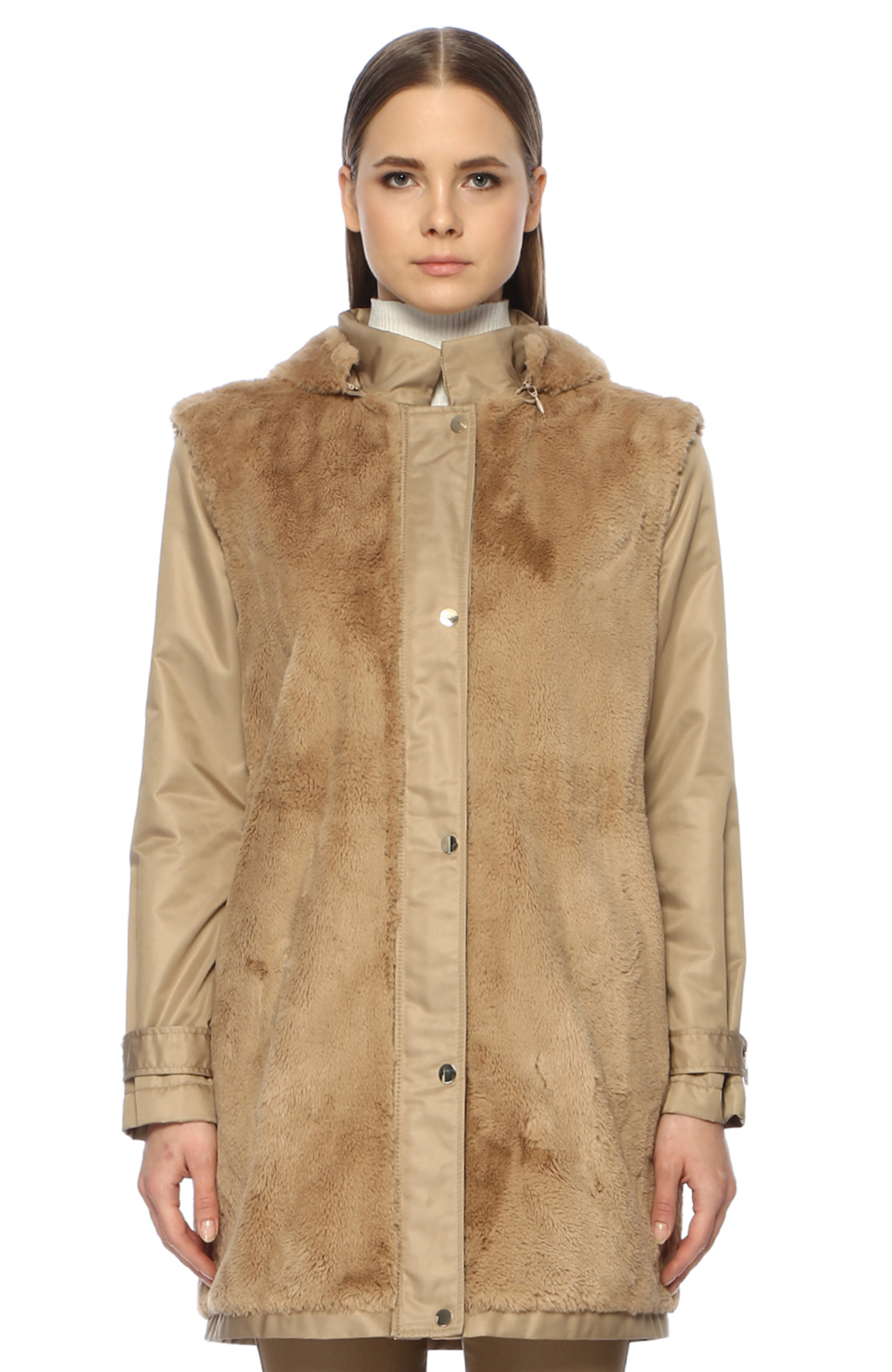 Kapüşonlu Yaka Camel Kaban