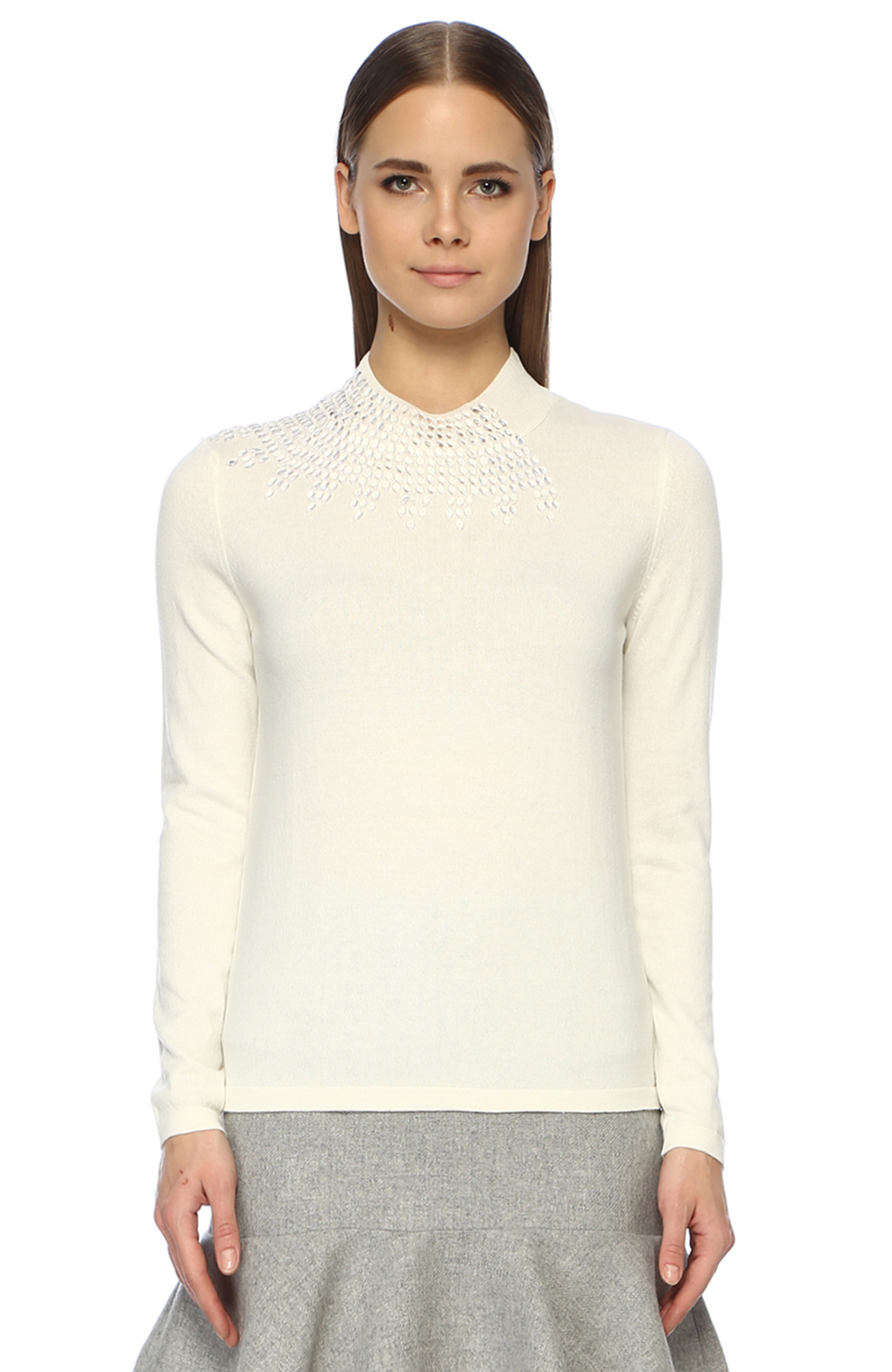 Dik Yakası Taş Işlemeli Ekru Kazak