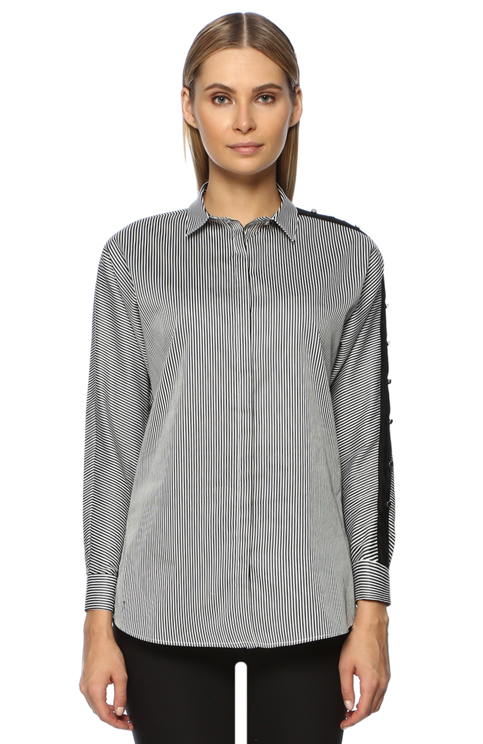 Çizgili Siyah Beyaz Gömlek