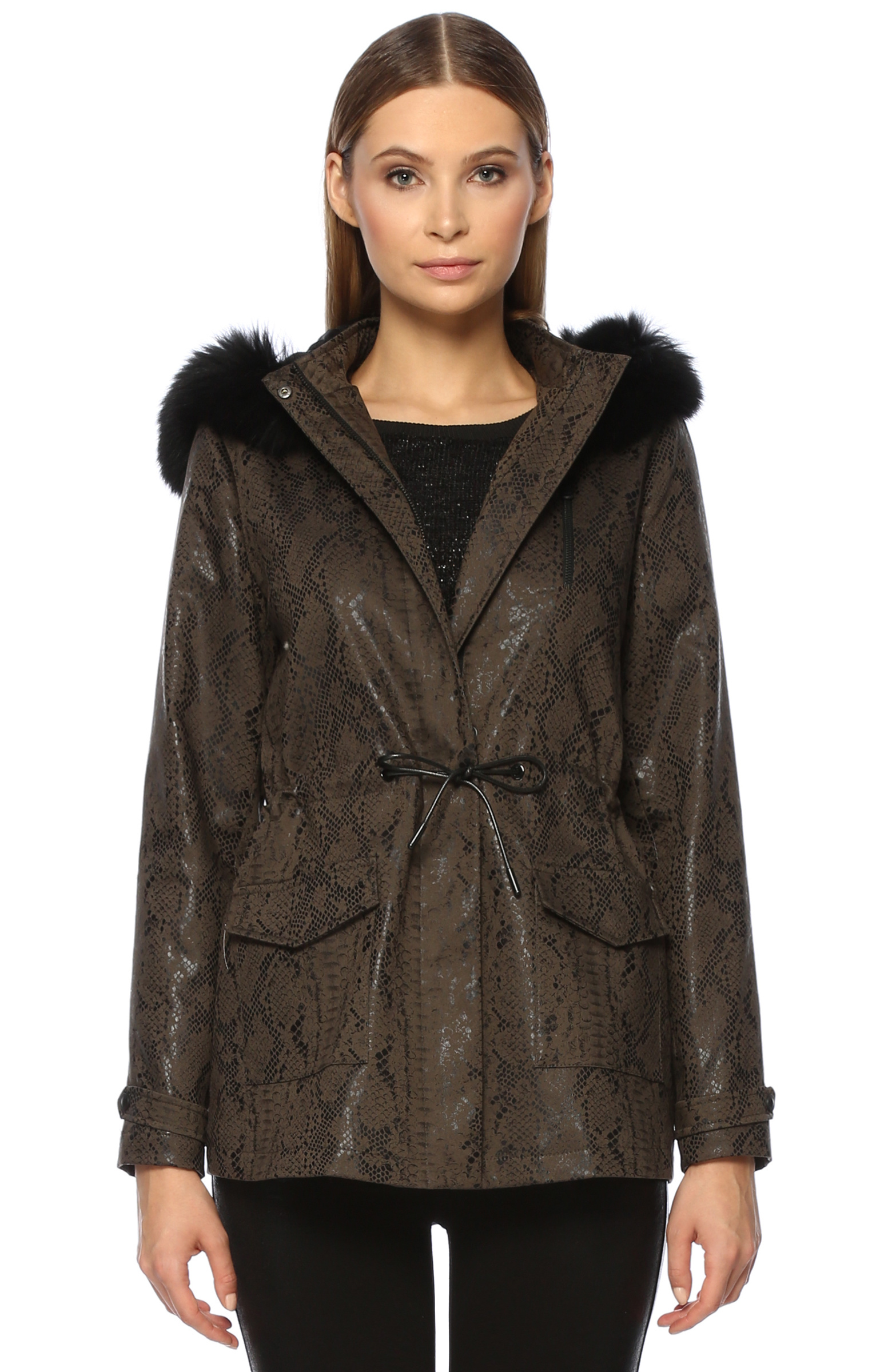 Kapüşonlu Yaka Haki Desen Parka