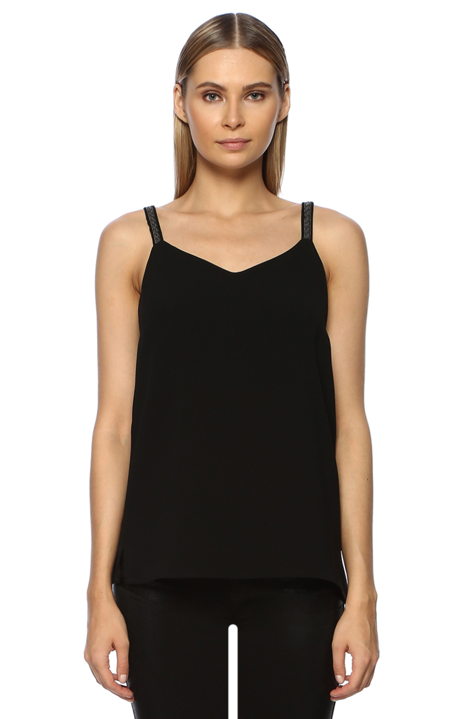 Siyah V Yaka Askılı Bluz Siyah V Yaka Askılı Bluz