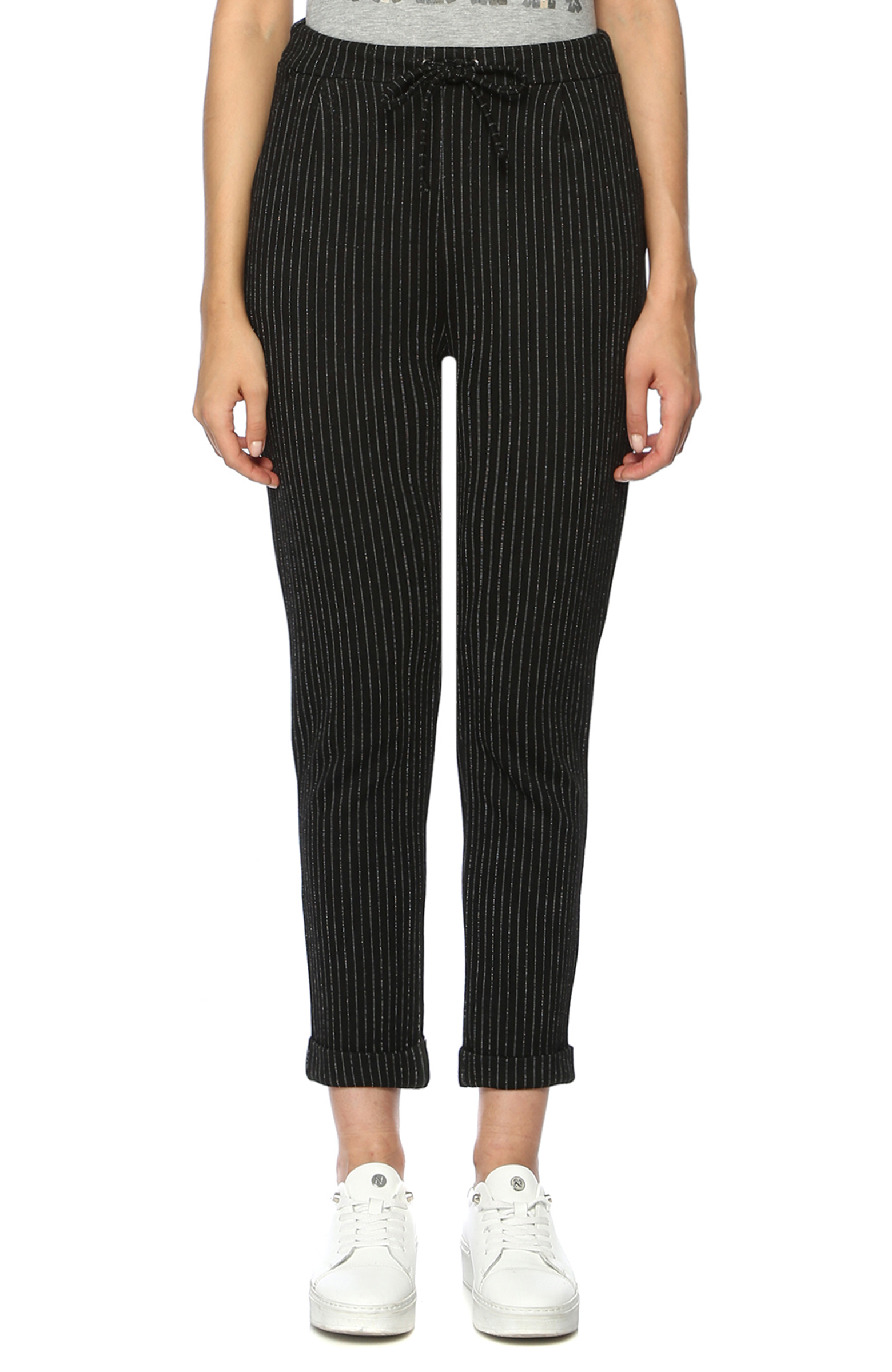 Çizgili Siyah Pantolon