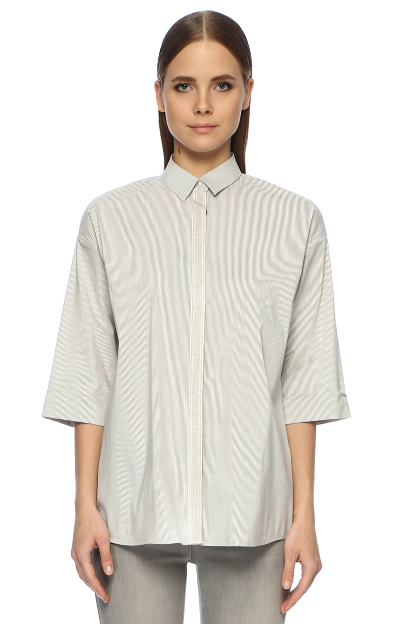 Çizgili Gri Beyaz Gömlek