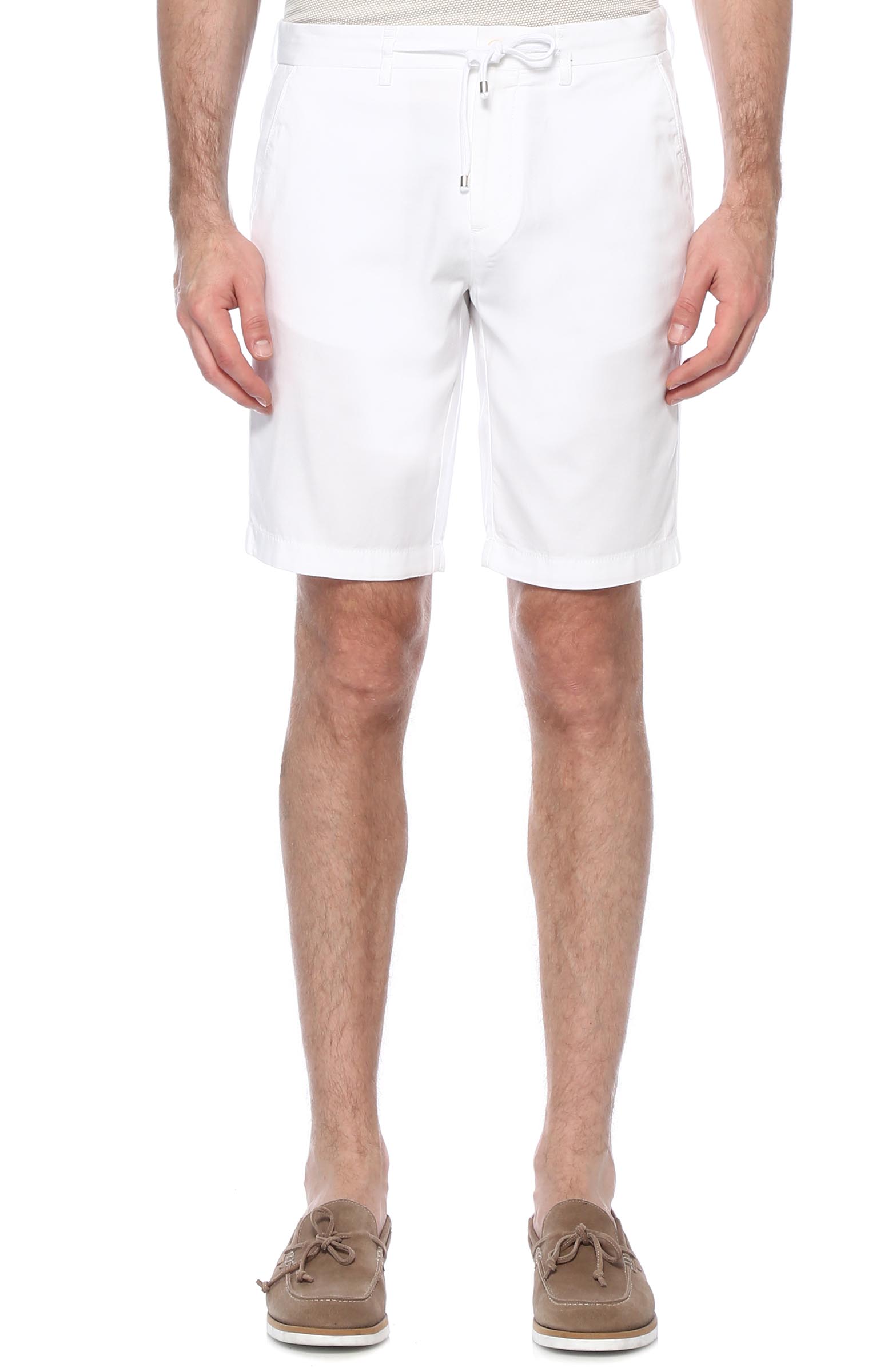 Beyaz Beli Kordonlu Şort Beyaz Beli Kordonlu Şort