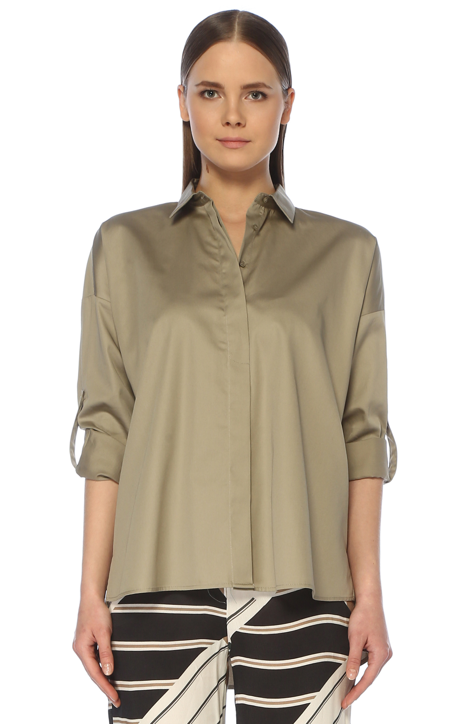 Basic Fit Yeşil İngiliz Yaka Gömlek Basic Fit Yeşil İngiliz Yaka Gömlek