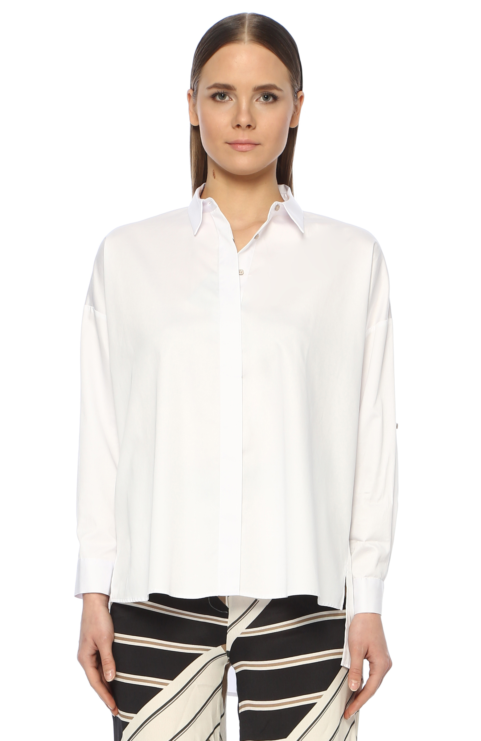 Basic Fit Beyaz İngiliz Yaka Gömlek