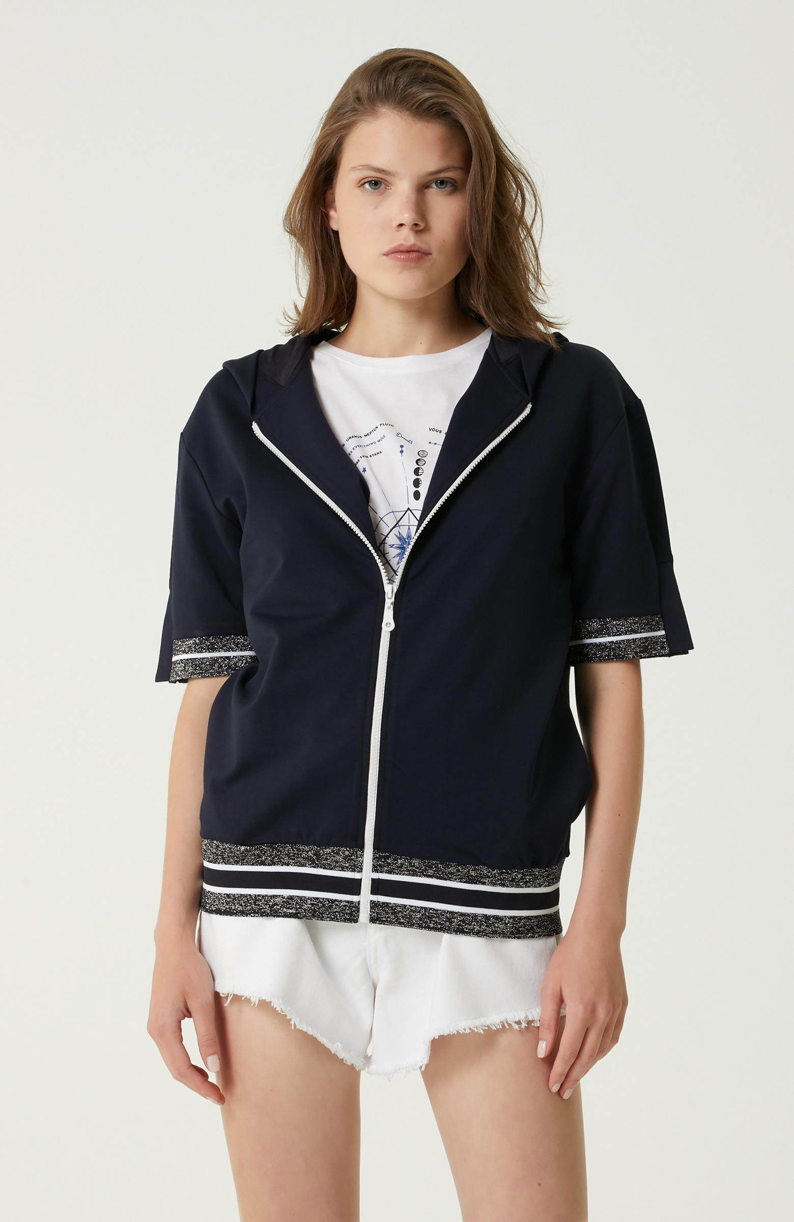 Basic Fit Lacivert Kapüşonlu Sweatshirt