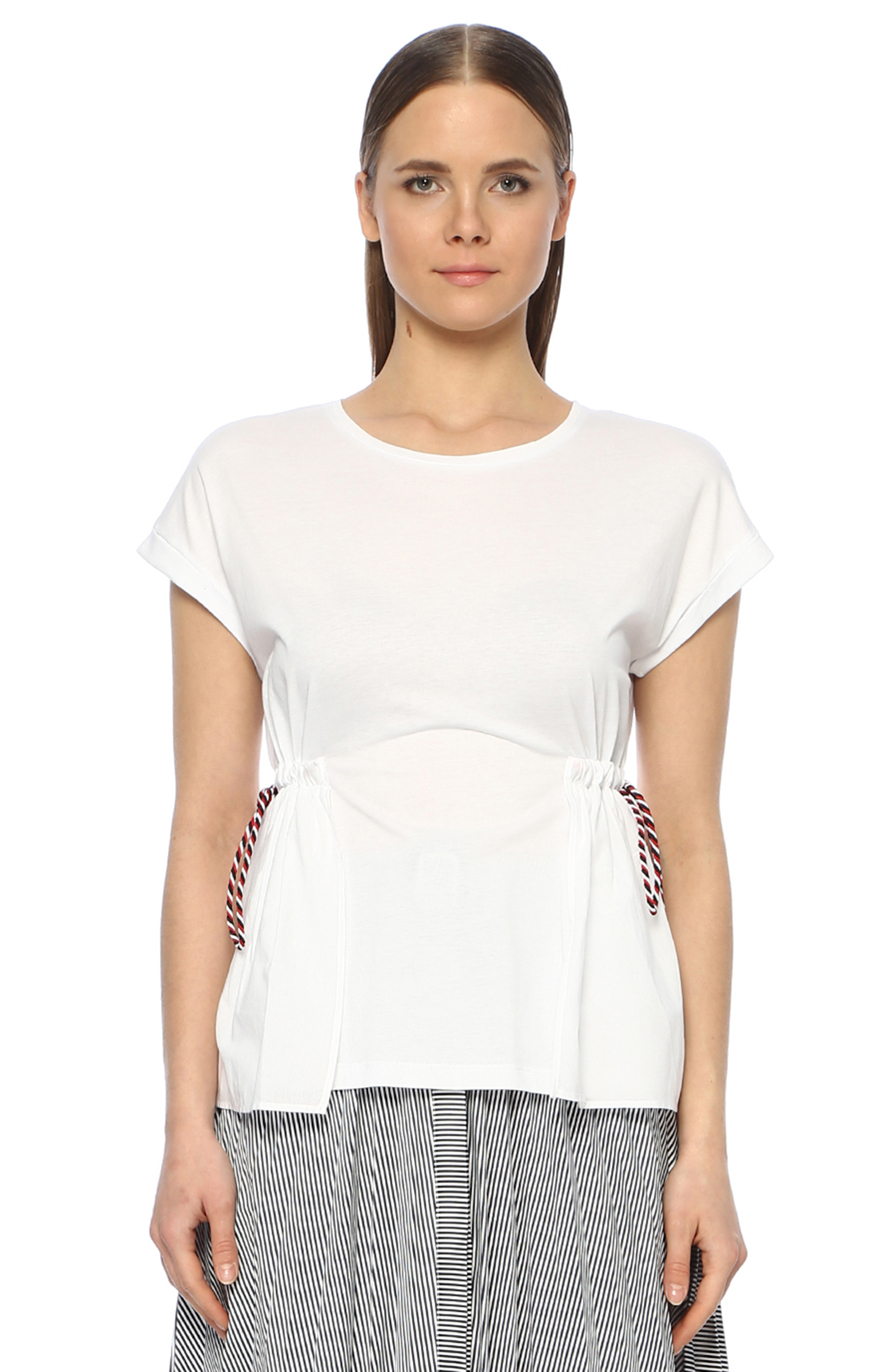 Beyaz Beli Bağcık Detaylı Basic T-shirt Beyaz Beli Bağcık Detaylı Basic T-shirt