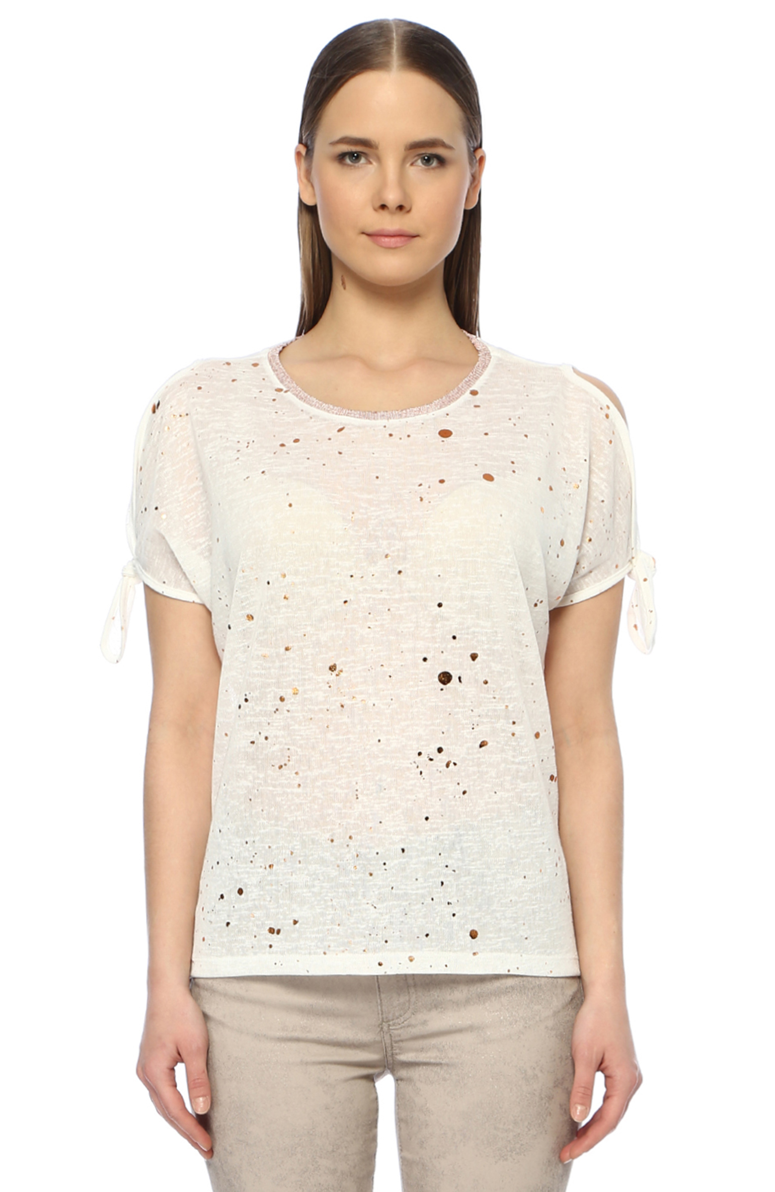 Ekru Baskılı Omuz Detaylı Basic T-shirt Ekru Baskılı Omuz Detaylı Basic T-shirt