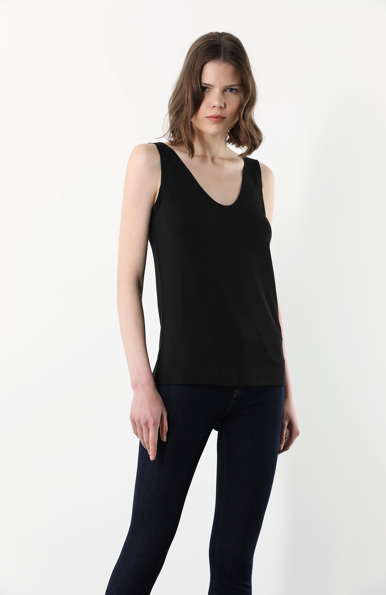 Siyah V Yaka Bluz Siyah V Yaka Bluz