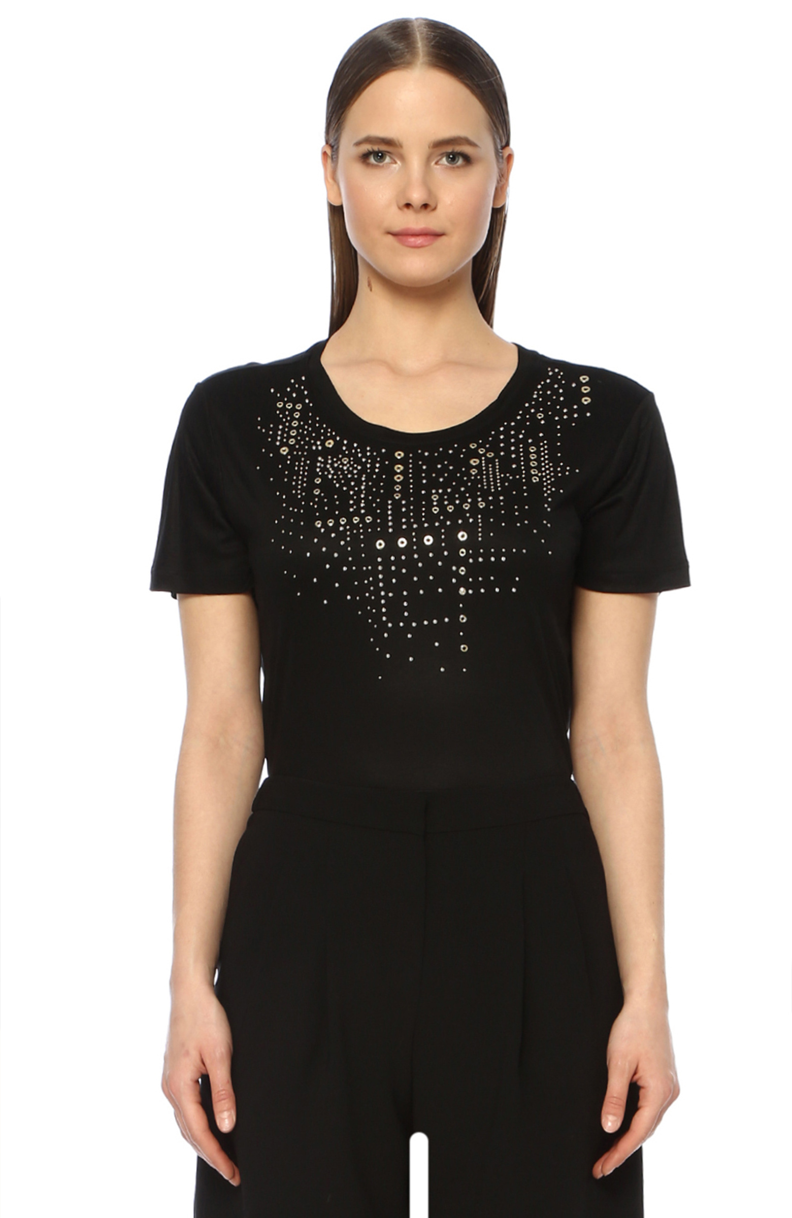 Siyah İşleme Detaylı Basic T-shirt Siyah İşleme Detaylı Basic T-shirt