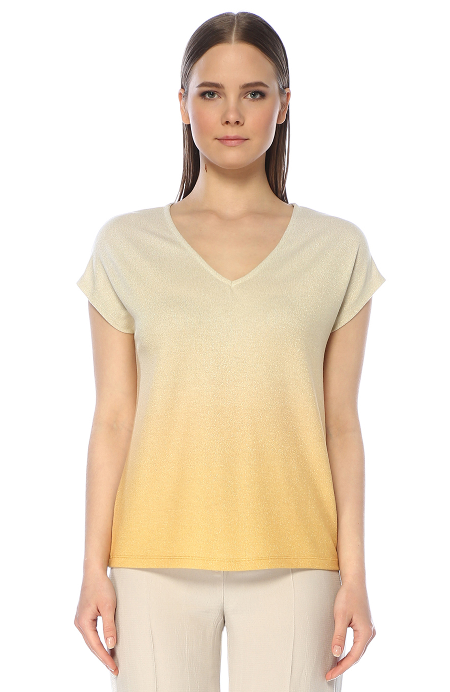 Sarı Bej V Yaka Basic T-shirt Sarı Bej V Yaka Basic T-shirt