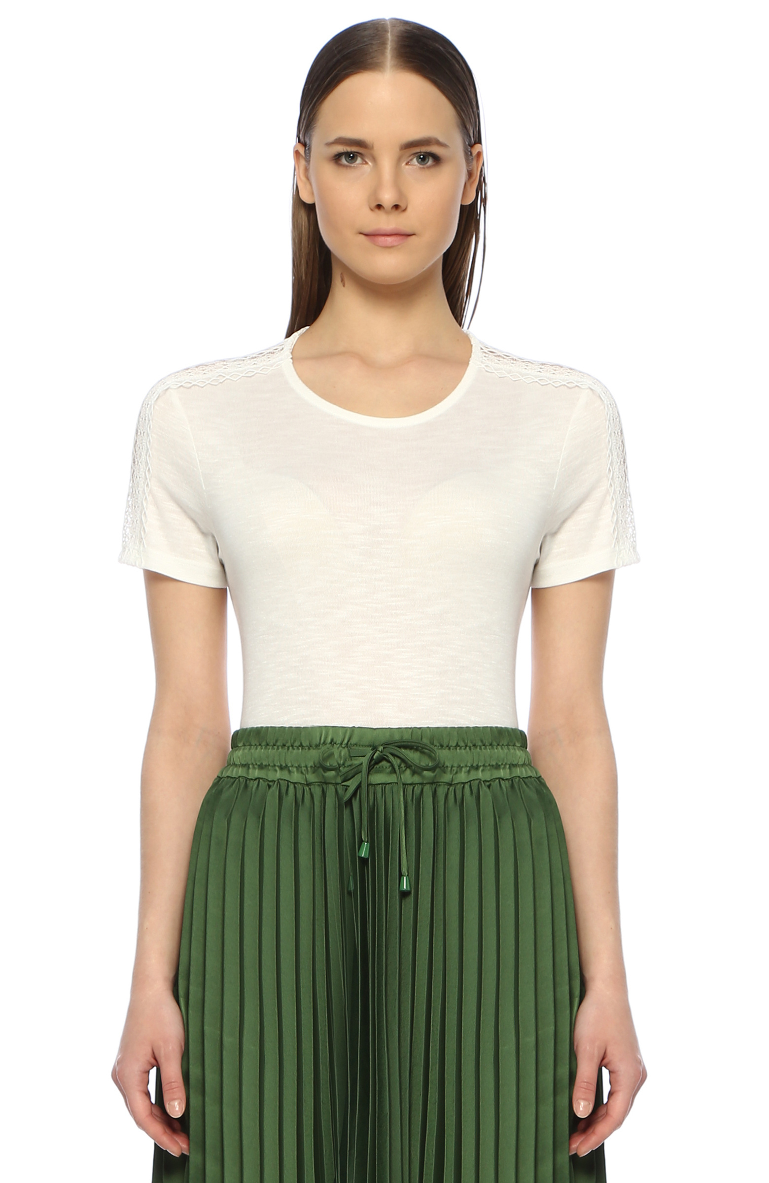 Ekru Nakış Detaylı T-shirt