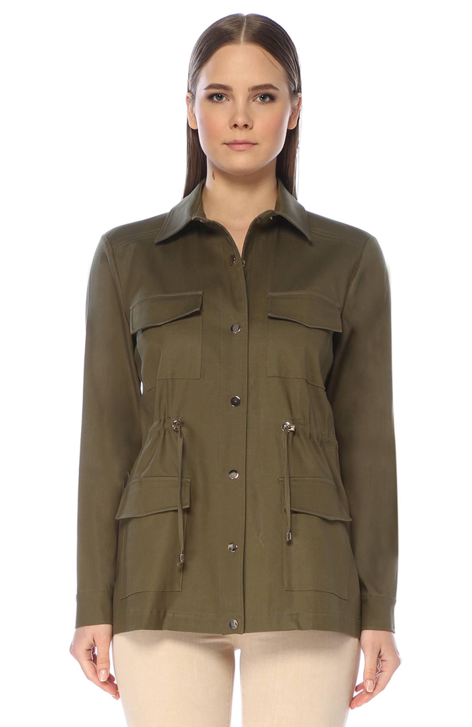 Haki Polo Yaka İşlemeli Beli Büzgülü Mont