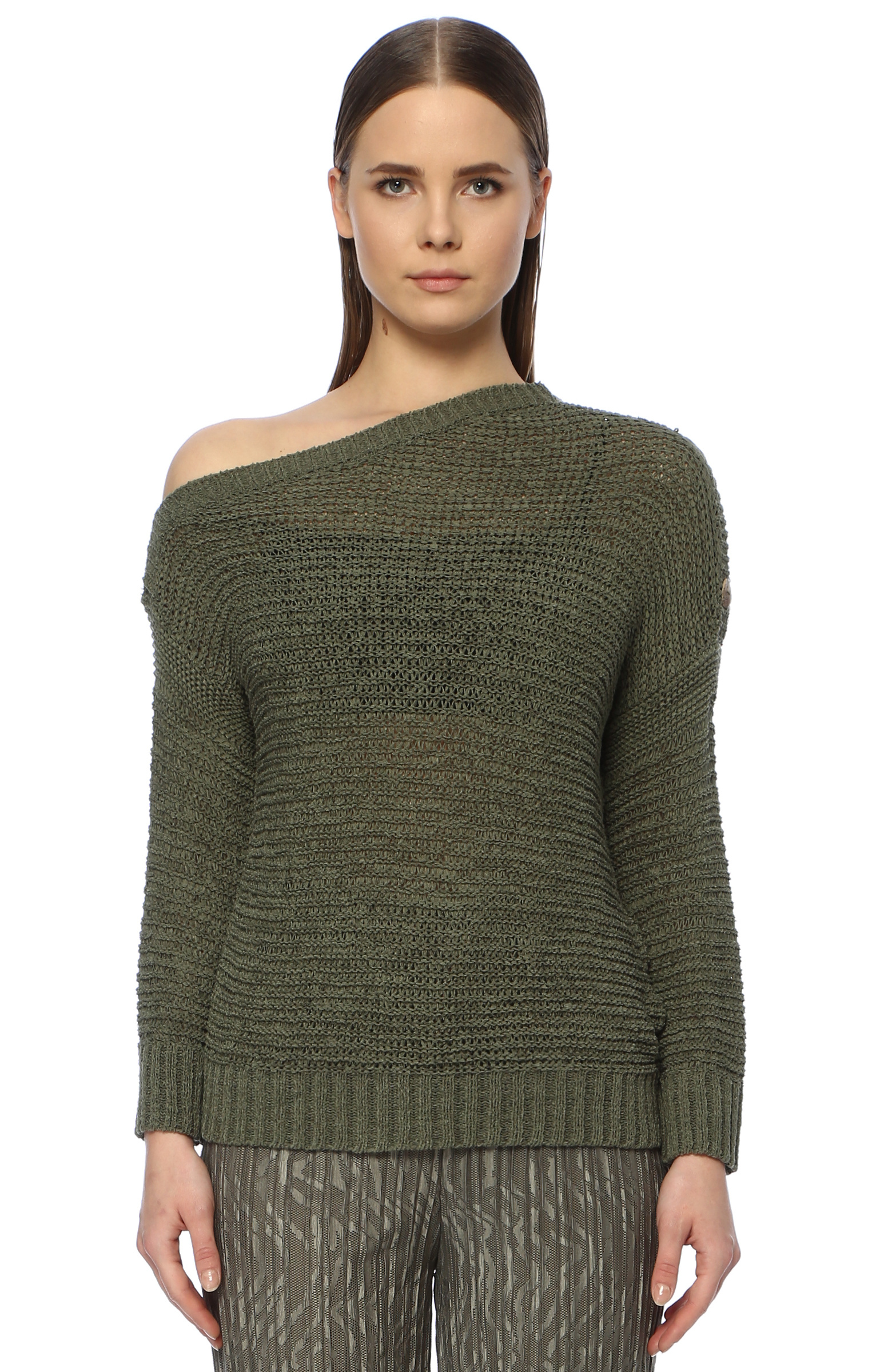 Regular Fit Haki Düğme Detaylı Kazak