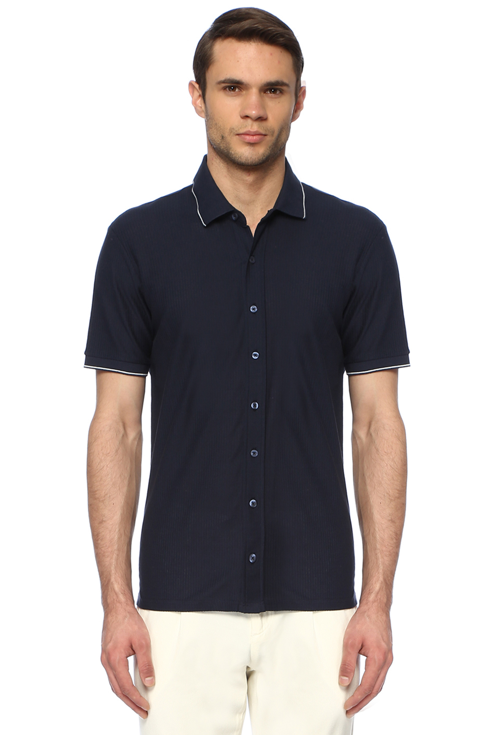 Slim Fit İngiliz Yaka Gömlek