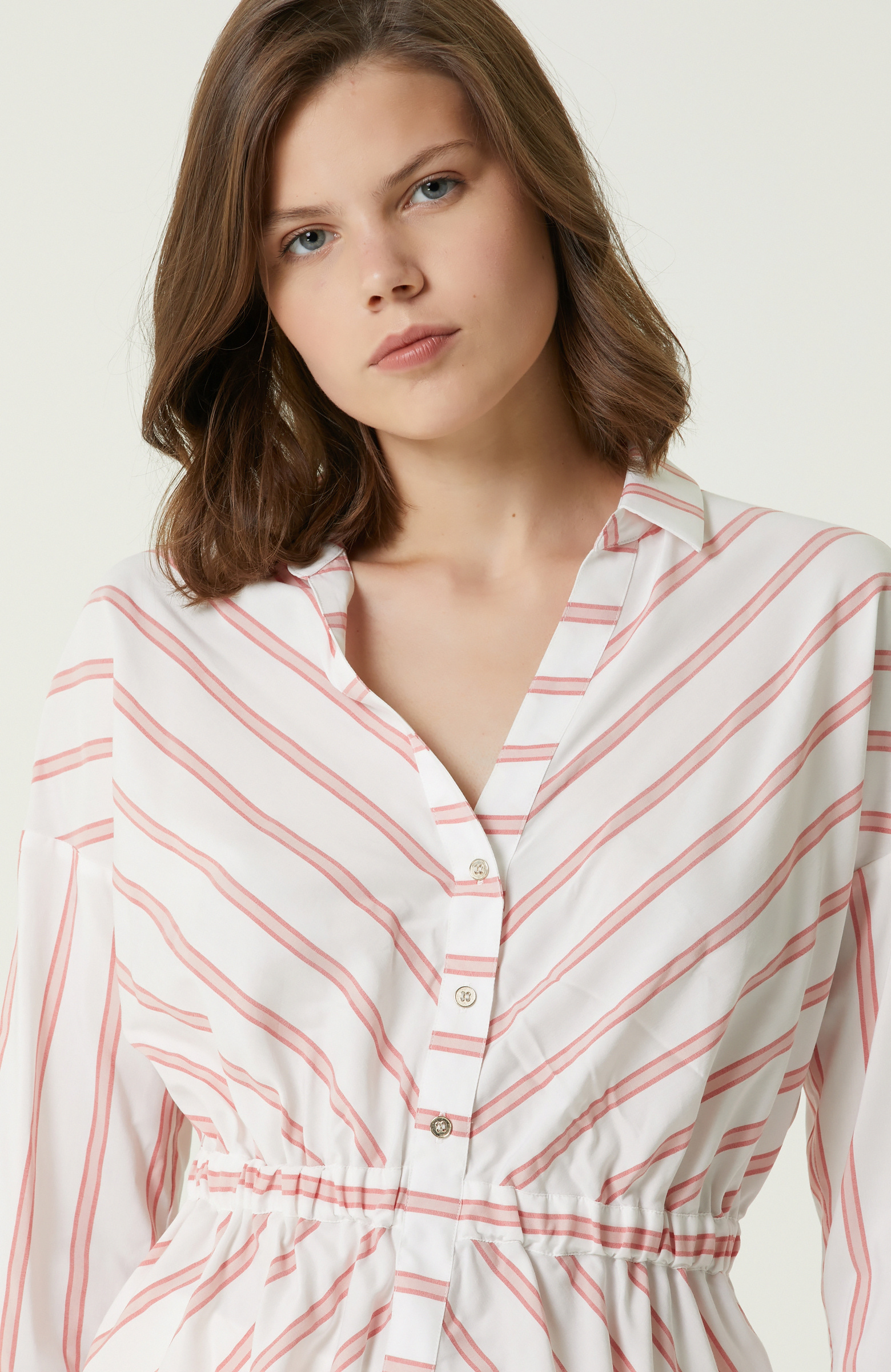 Kırmızı Çizgili Truvakar Kol Gömlek