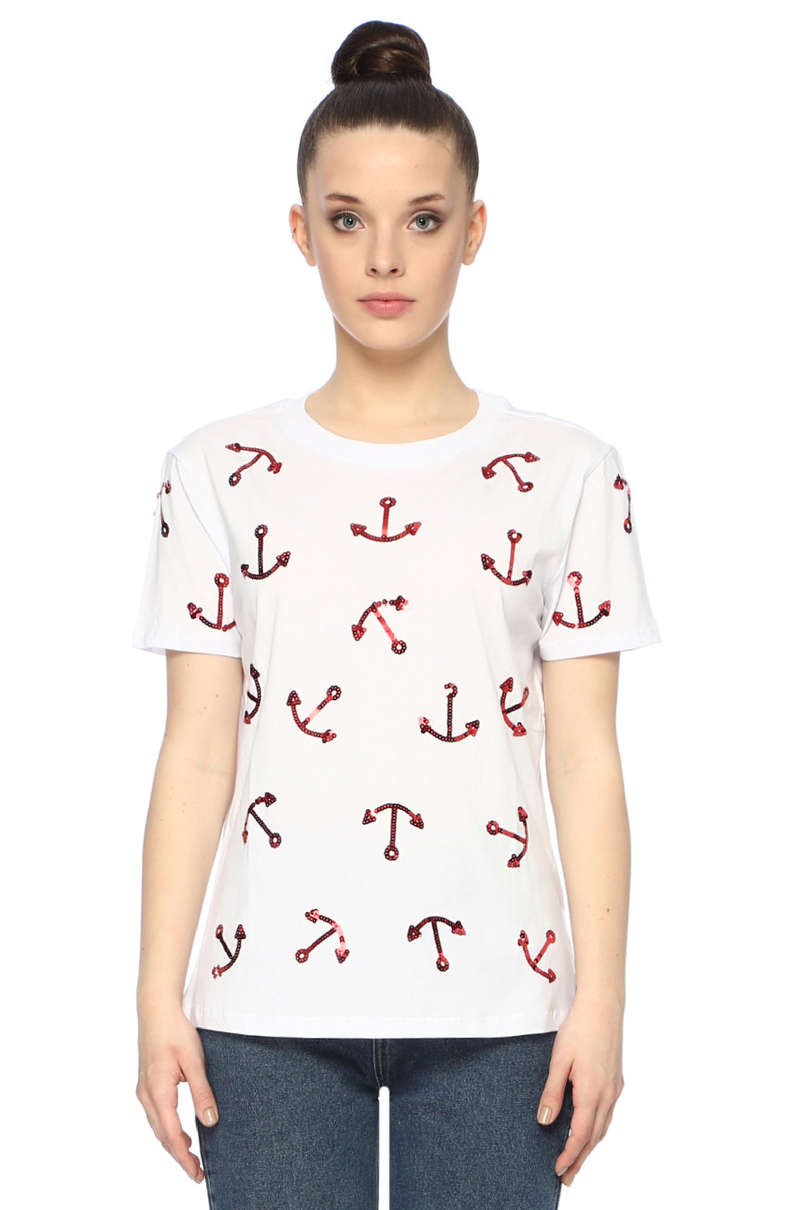 Basic Fit Beyaz Pul İşlemeli T-shirt