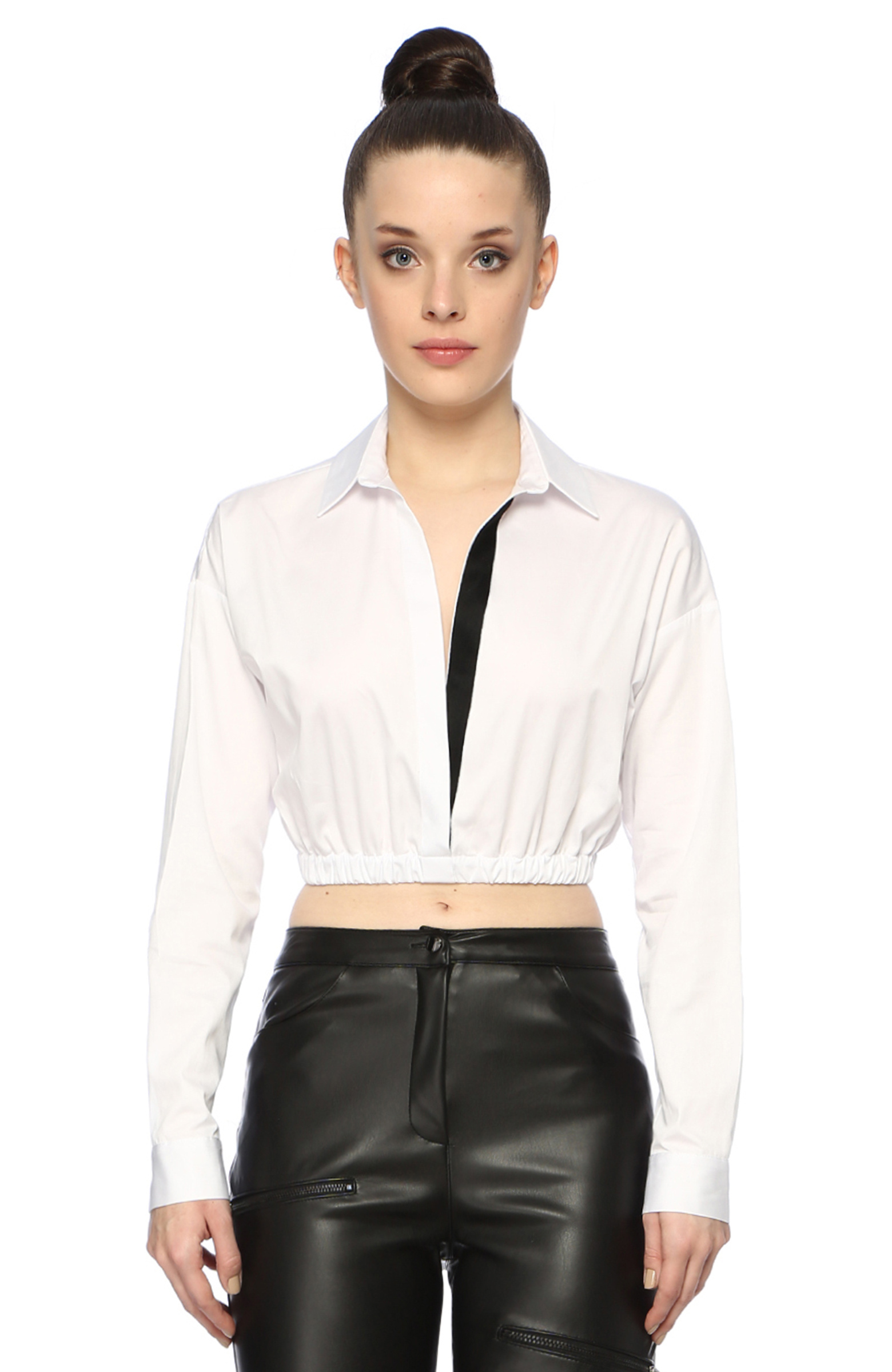 Beyaz Büzgülü Bluz