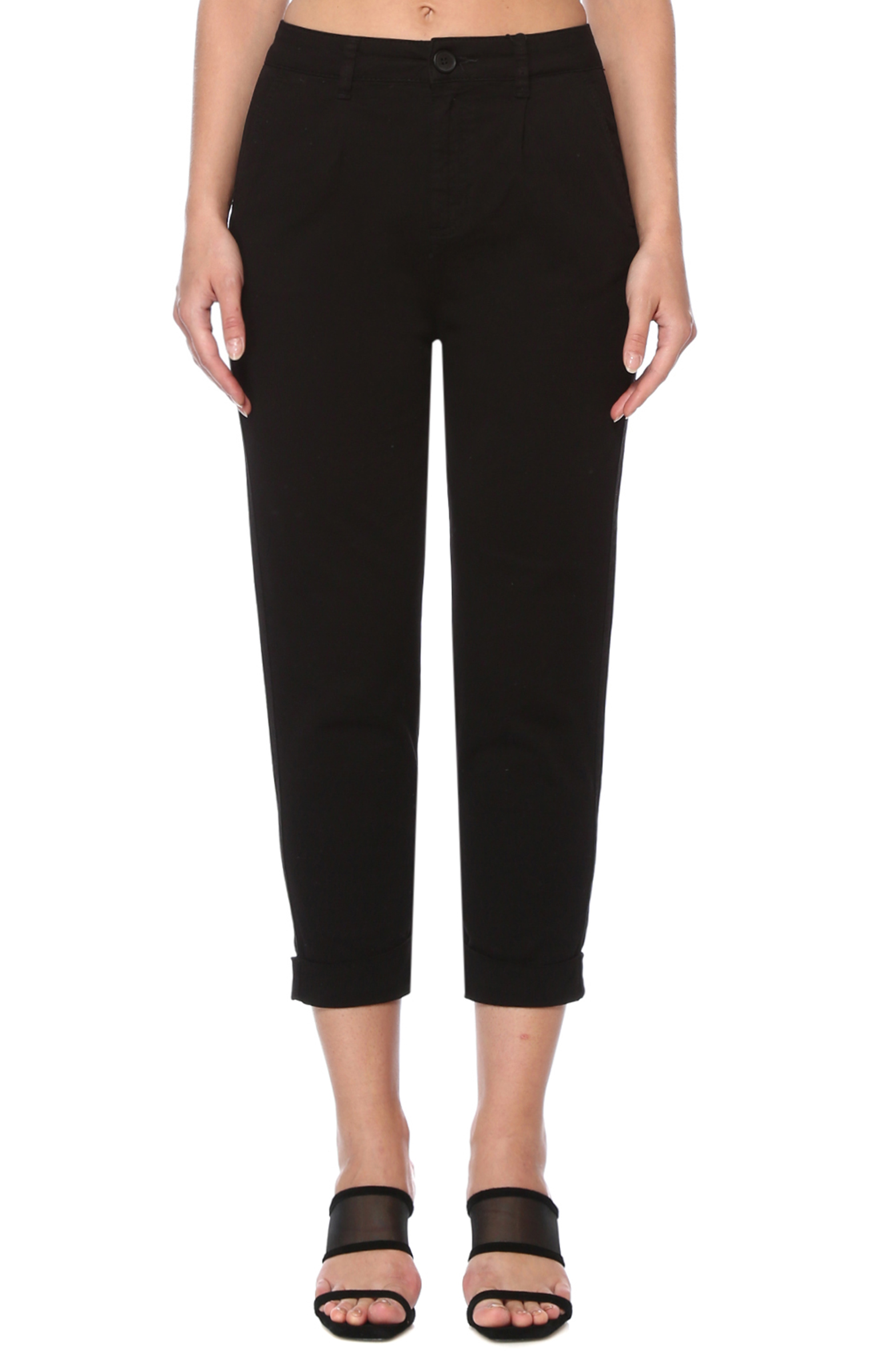 Slim Fit Siyah Pili Detaylı Pantolon Slim Fit Siyah Pili Detaylı Pantolon