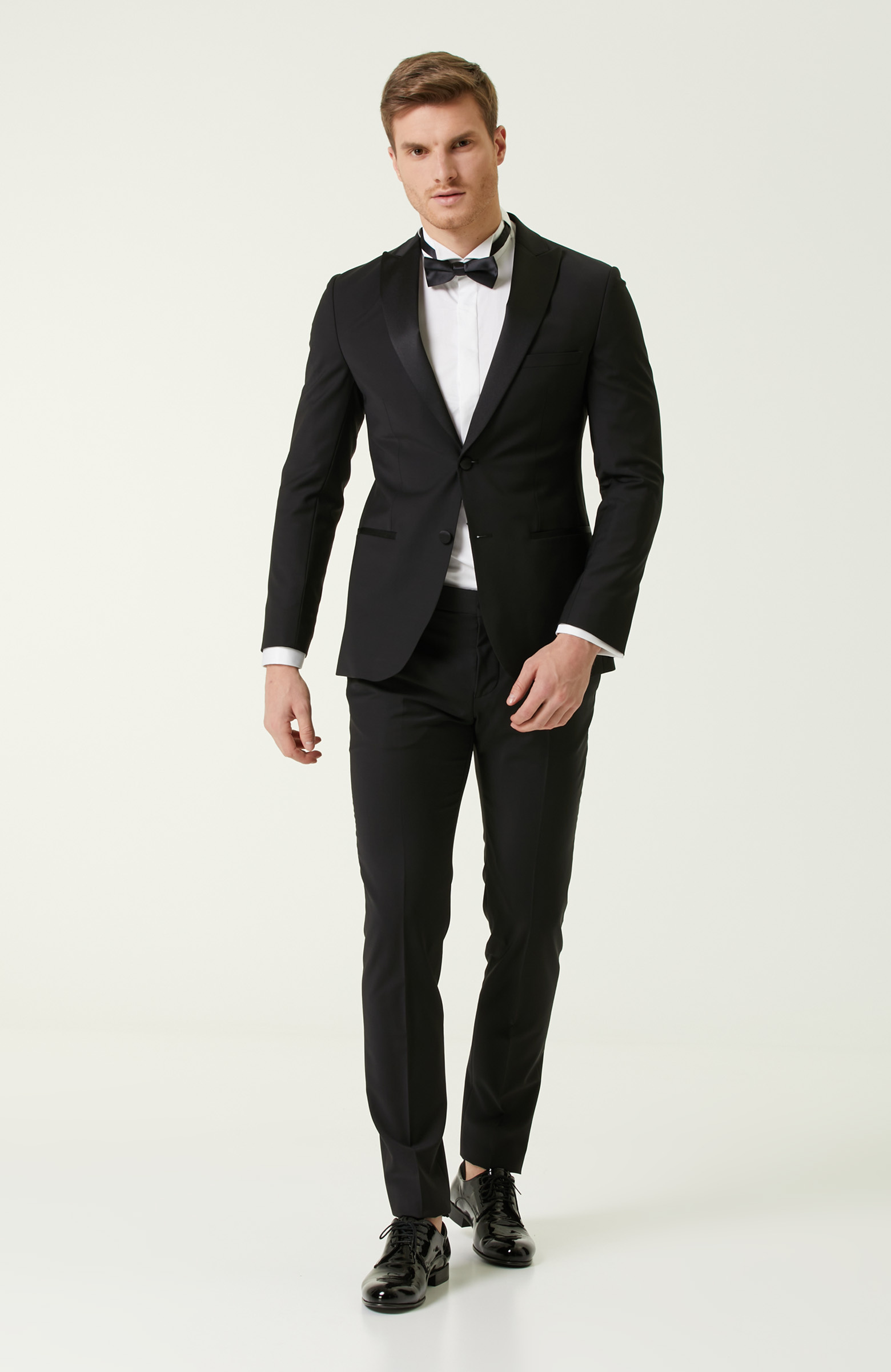 Slim Fit Siyah Yün Smokin