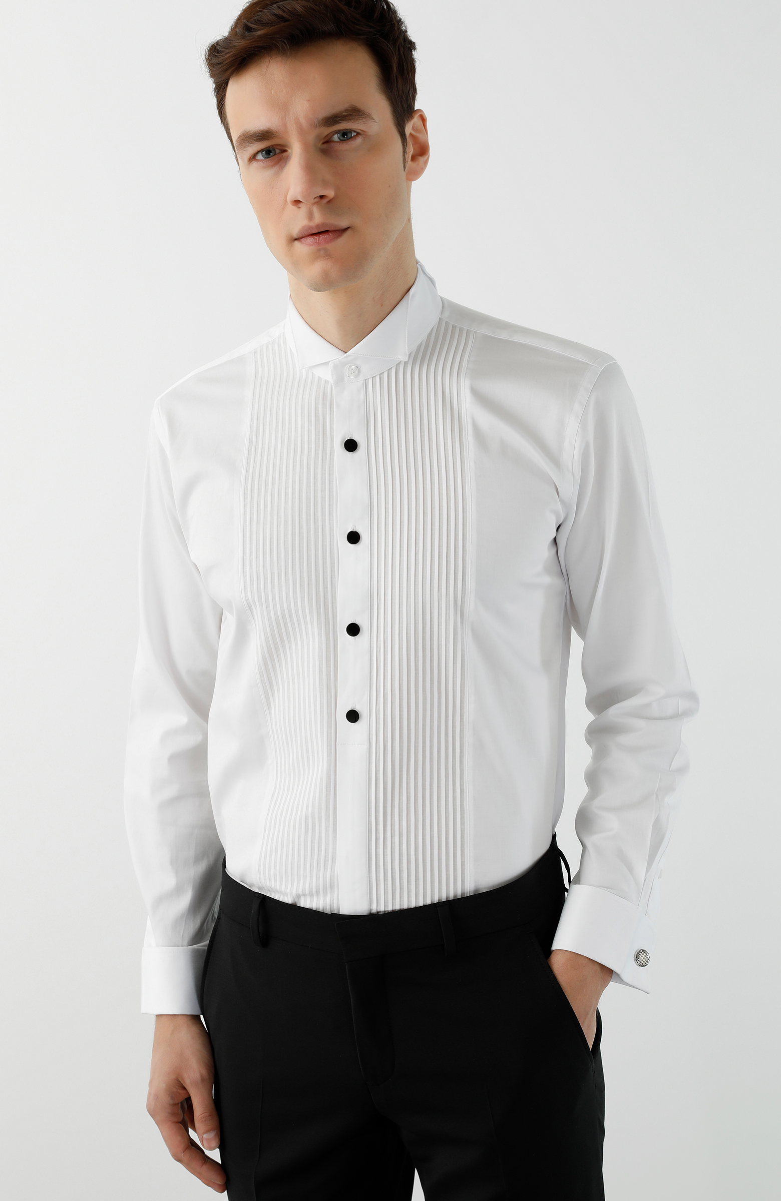 Slim Fit Beyaz Smokin Gömleği Slim Fit Beyaz Smokin Gömleği