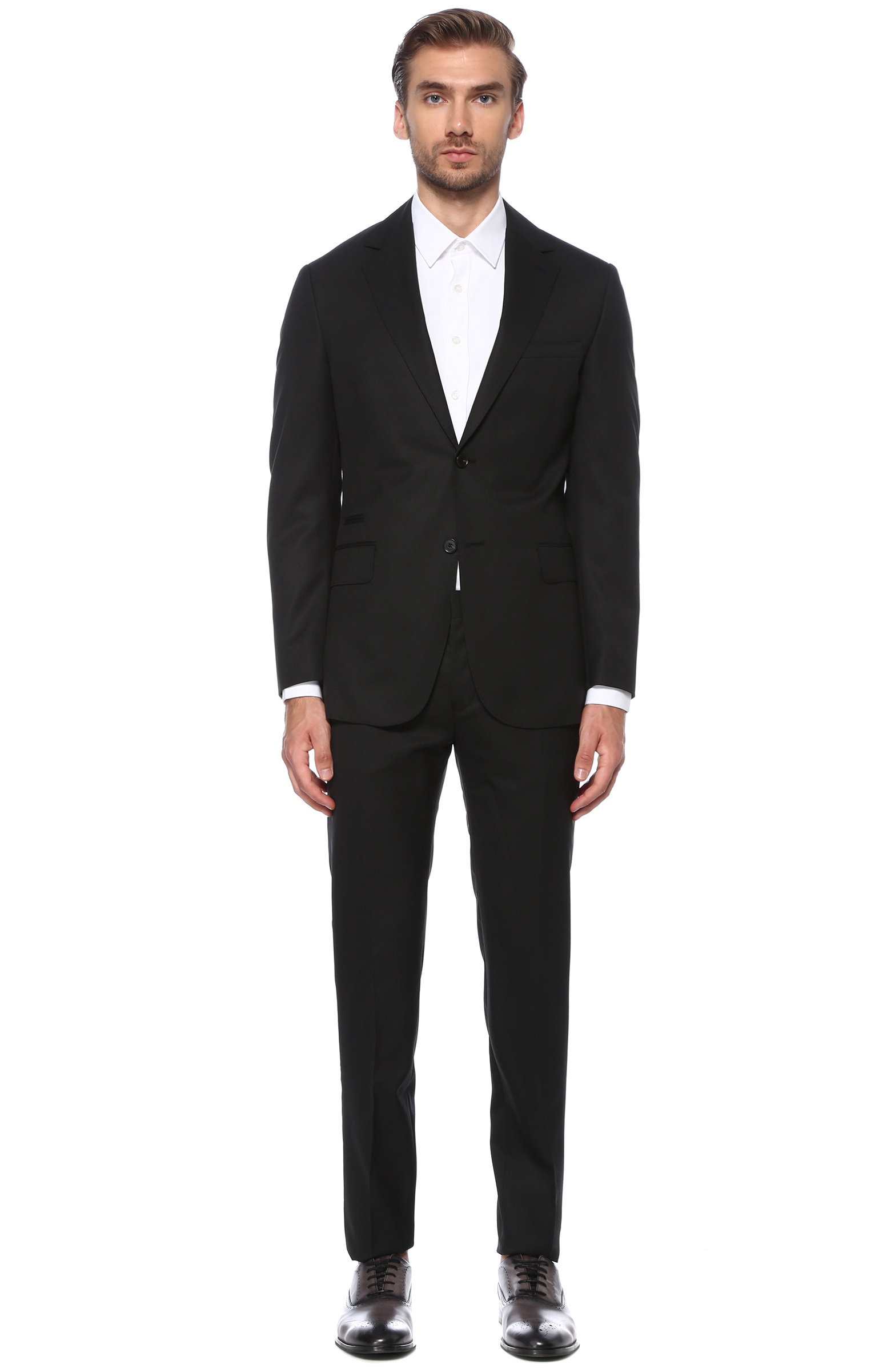 Siyah Kelebek Yaka Yün Takım Elbise Siyah Kelebek Yaka Yün Takım Elbise