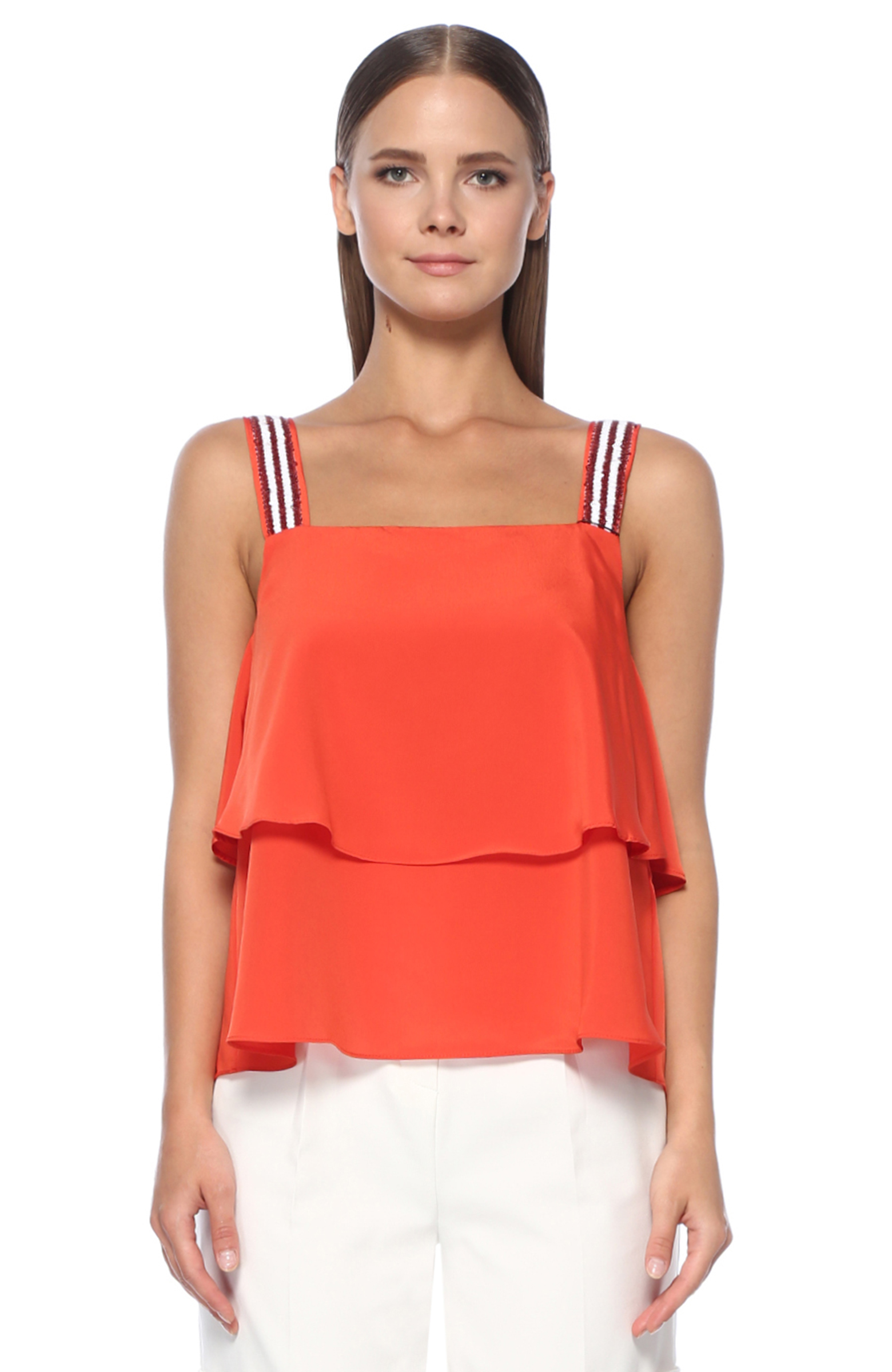 Kırmızı Kare Yaka İşlemeli Askılı Bluz