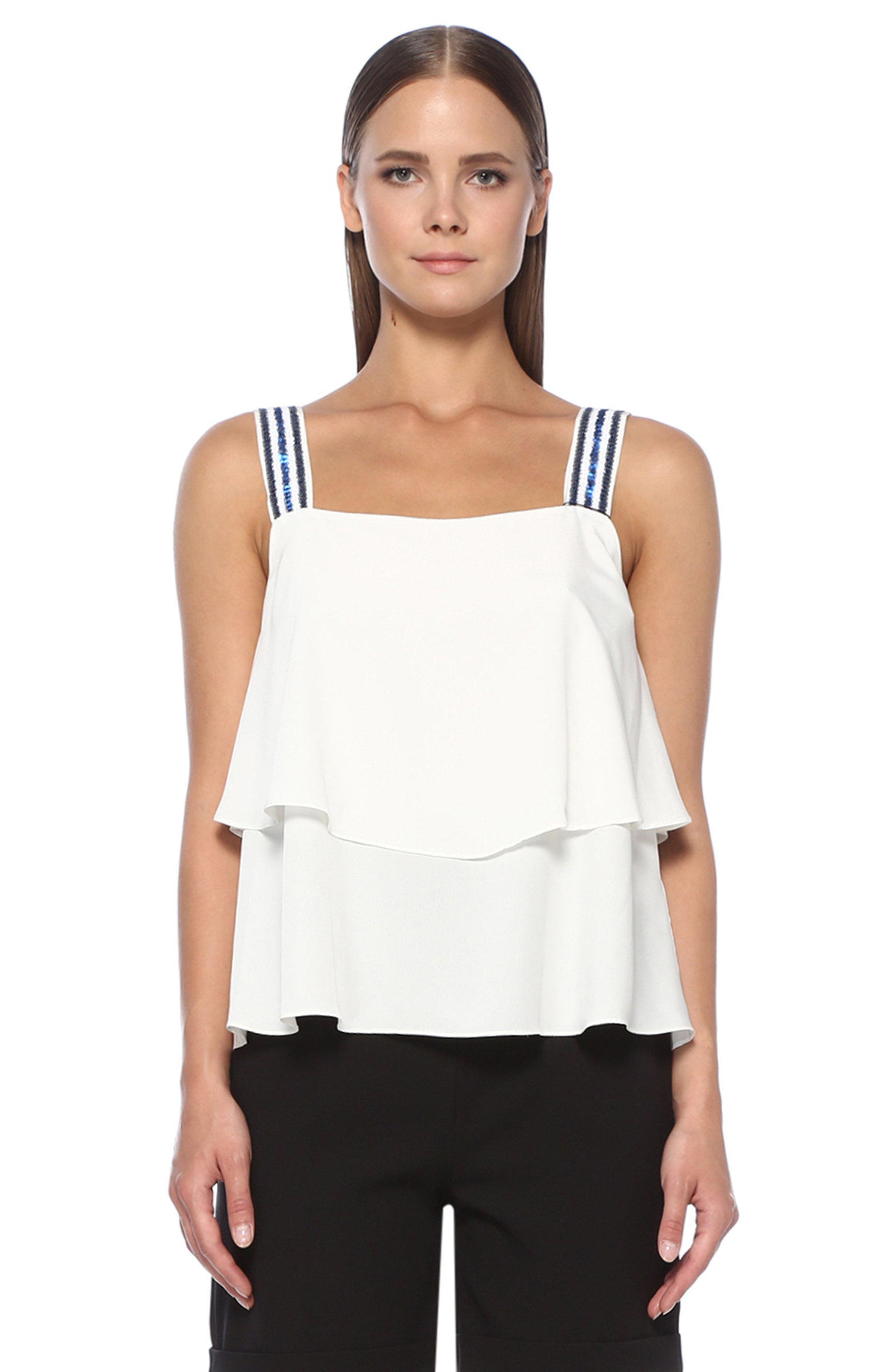 Beyaz Kare Yaka İşlemeli Askılı Bluz