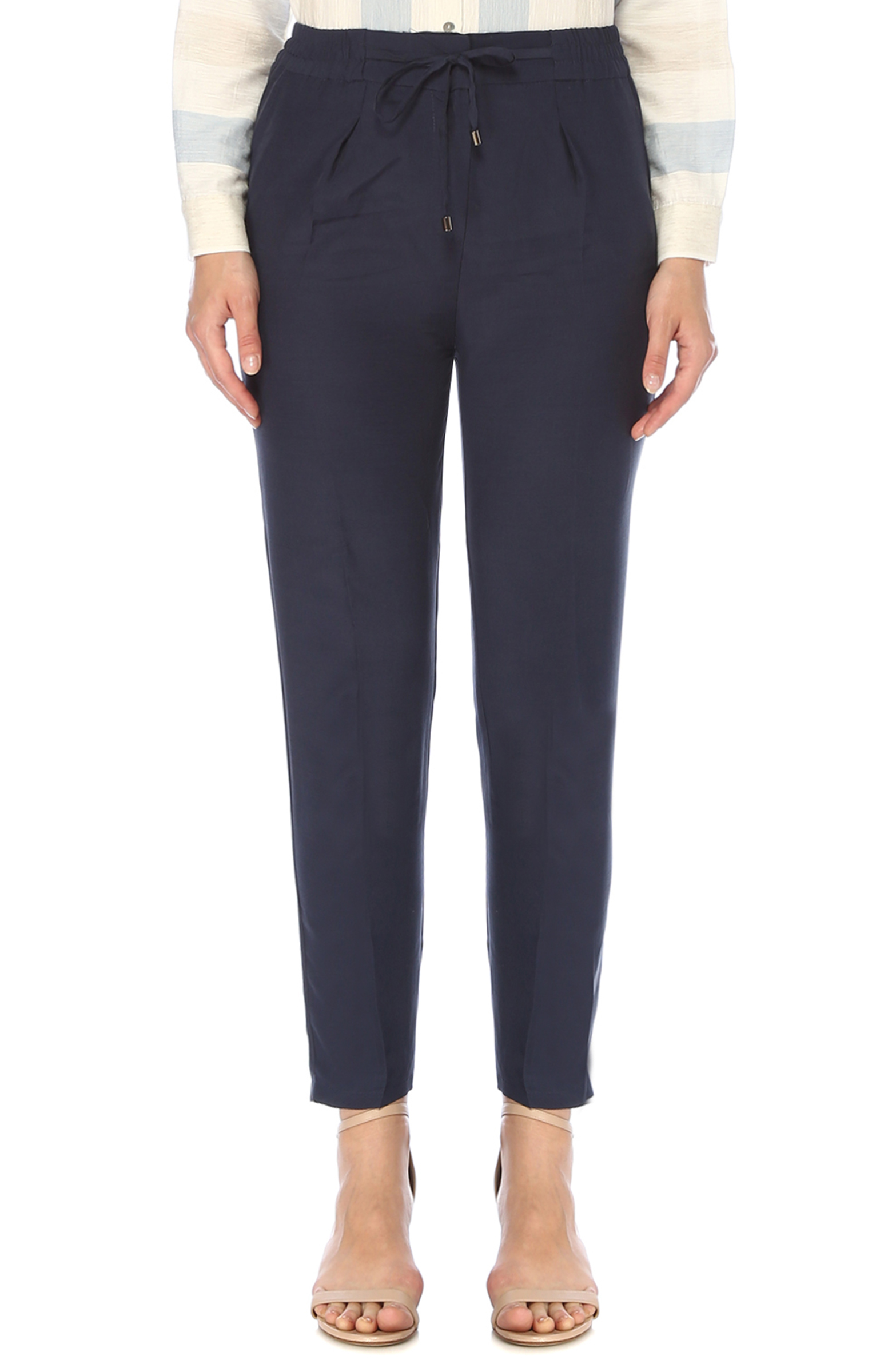 Basic Fit Lacivert Dar Paça Pantolon Basic Fit Lacivert Dar Paça Pantolon