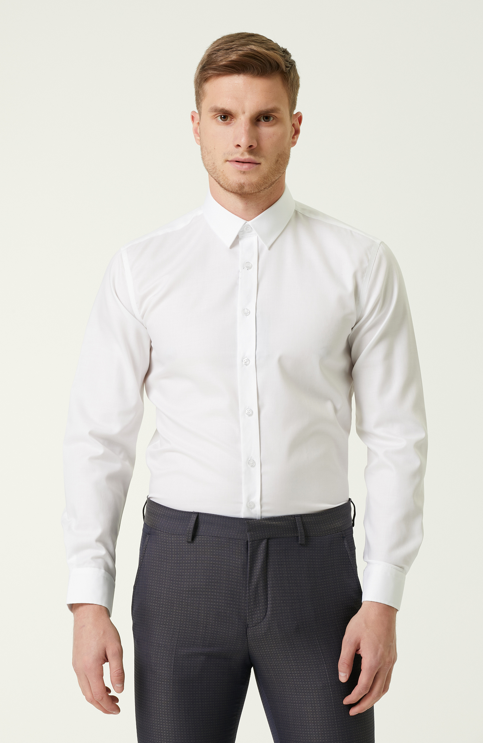 Non-Iron Slim Fit Beyaz Gömlek Non-Iron Slim Fit Beyaz Gömlek