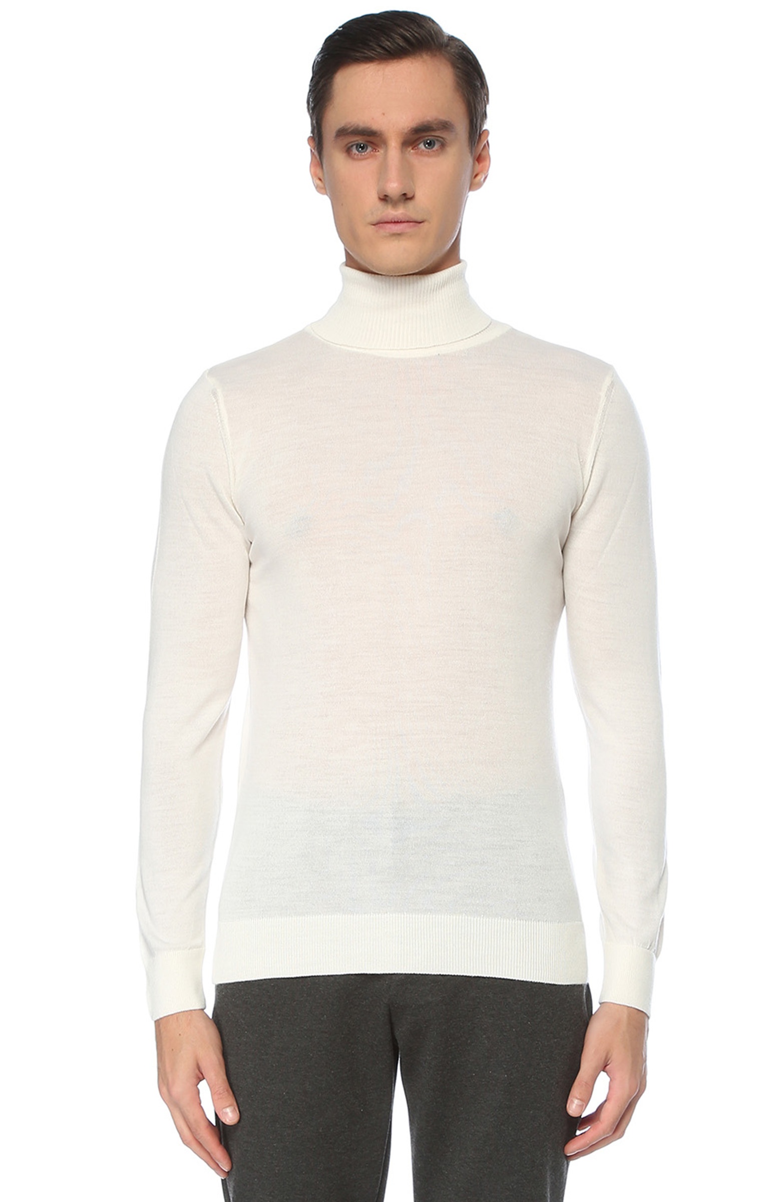 Ekru Balıkçı Yaka Yün Kazak Ekru Balıkçı Yaka Yün Kazak