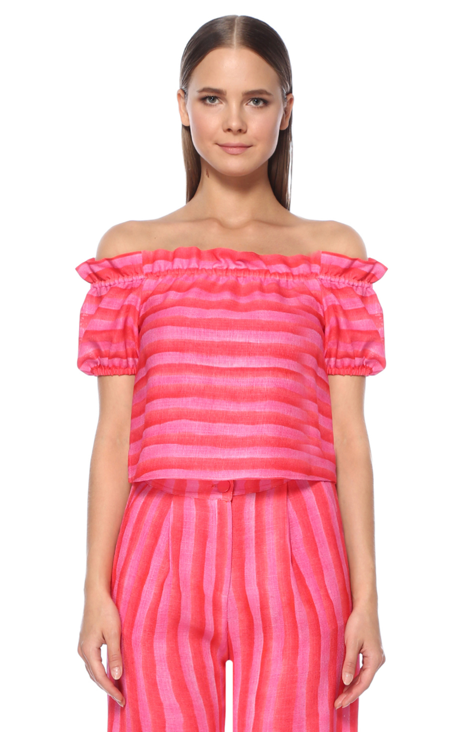 Pembe Düşük Omuzlu Çizgili Bluz Pembe Düşük Omuzlu Çizgili Bluz