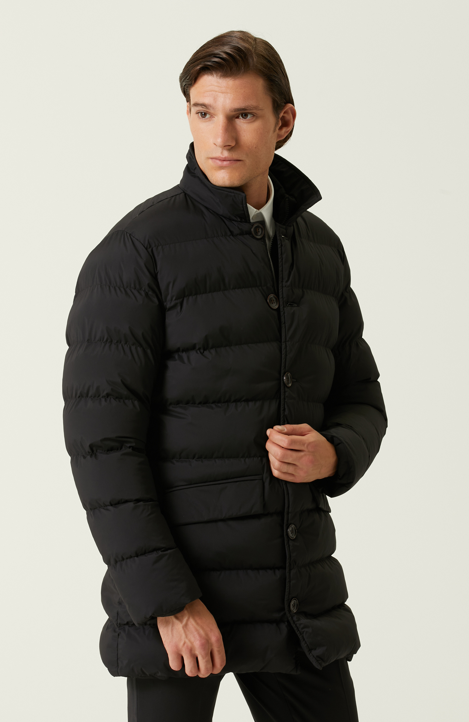 Slim Fit Siyah İç Yaka Detaylı Pardösü