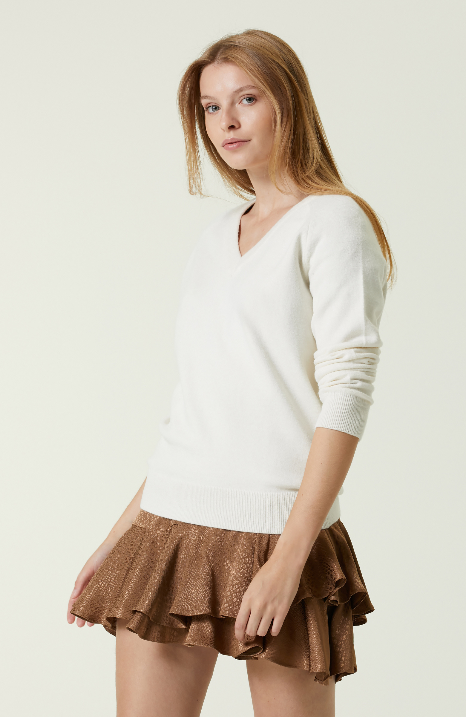 Regular Fit Ekru V Yaka Kazak