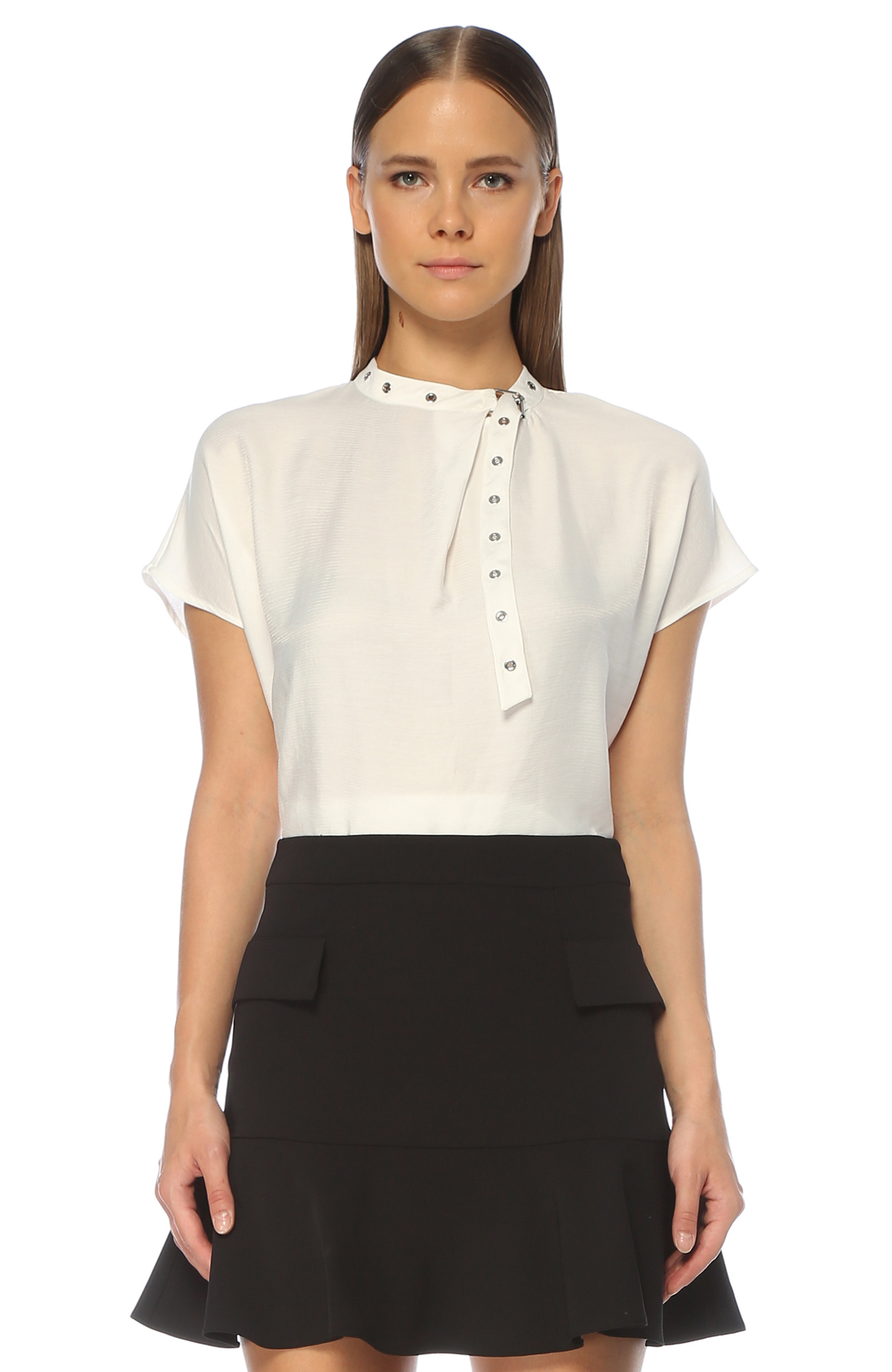 Ekru Kuş Gözü Detaylı Bluz