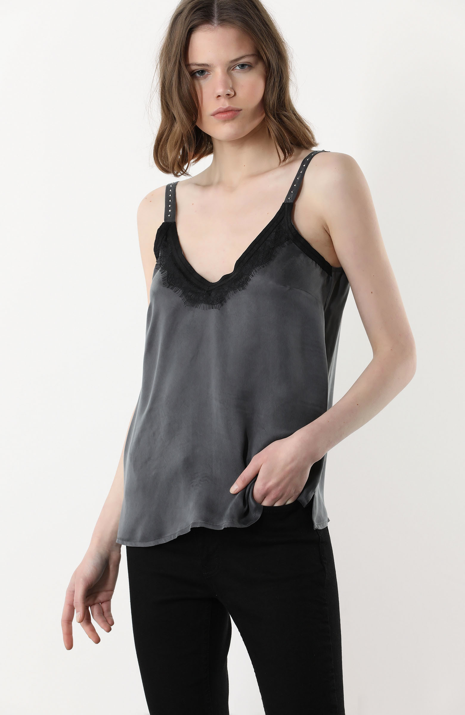 Antrasit V Yaka Bluz