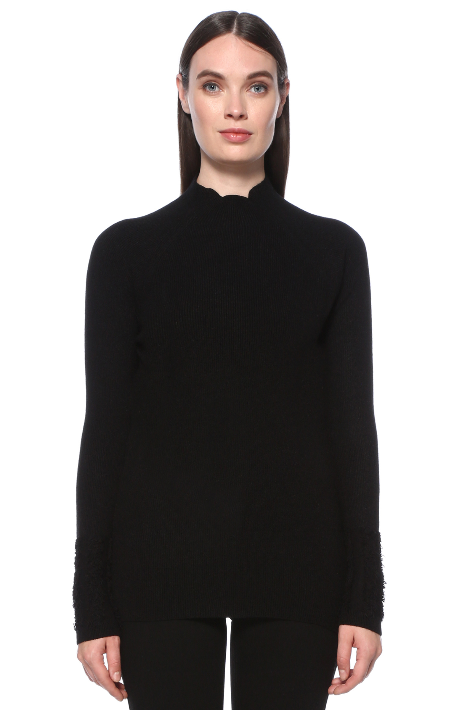 Regular Fit Siyah Dik Yaka Çizgi Dokulu Kazak